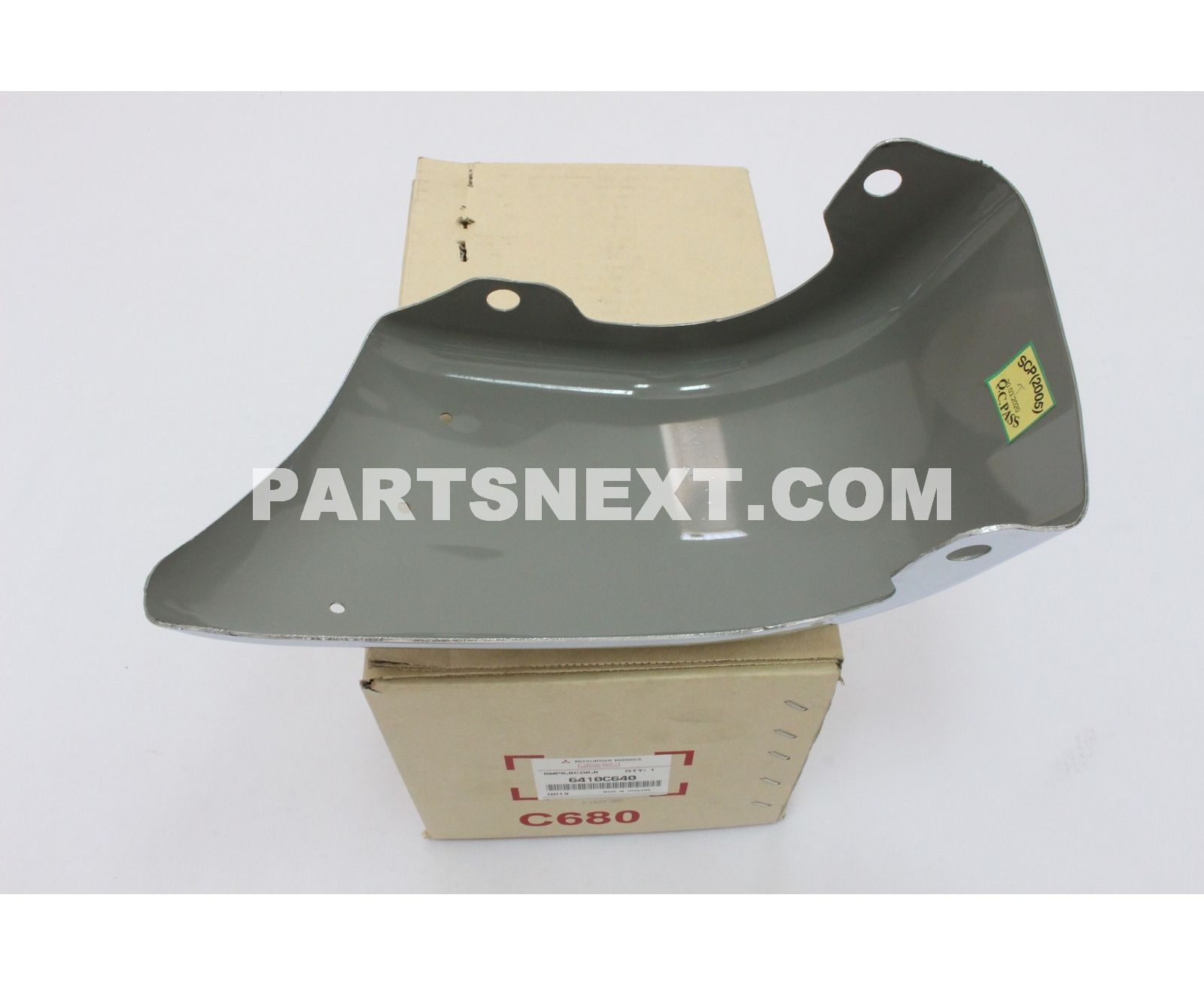 Mitsubishi :: 6410C640 BUMPER,RR CORNER,RH