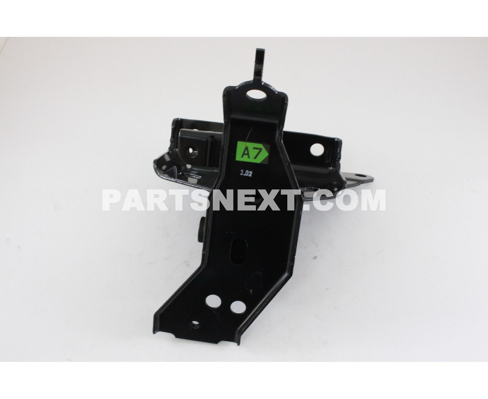 Toyota :: 12372-21310 INSULATOR, ENGINE MOUNTING, LH(FOR TRANSVERSE ENGINE)