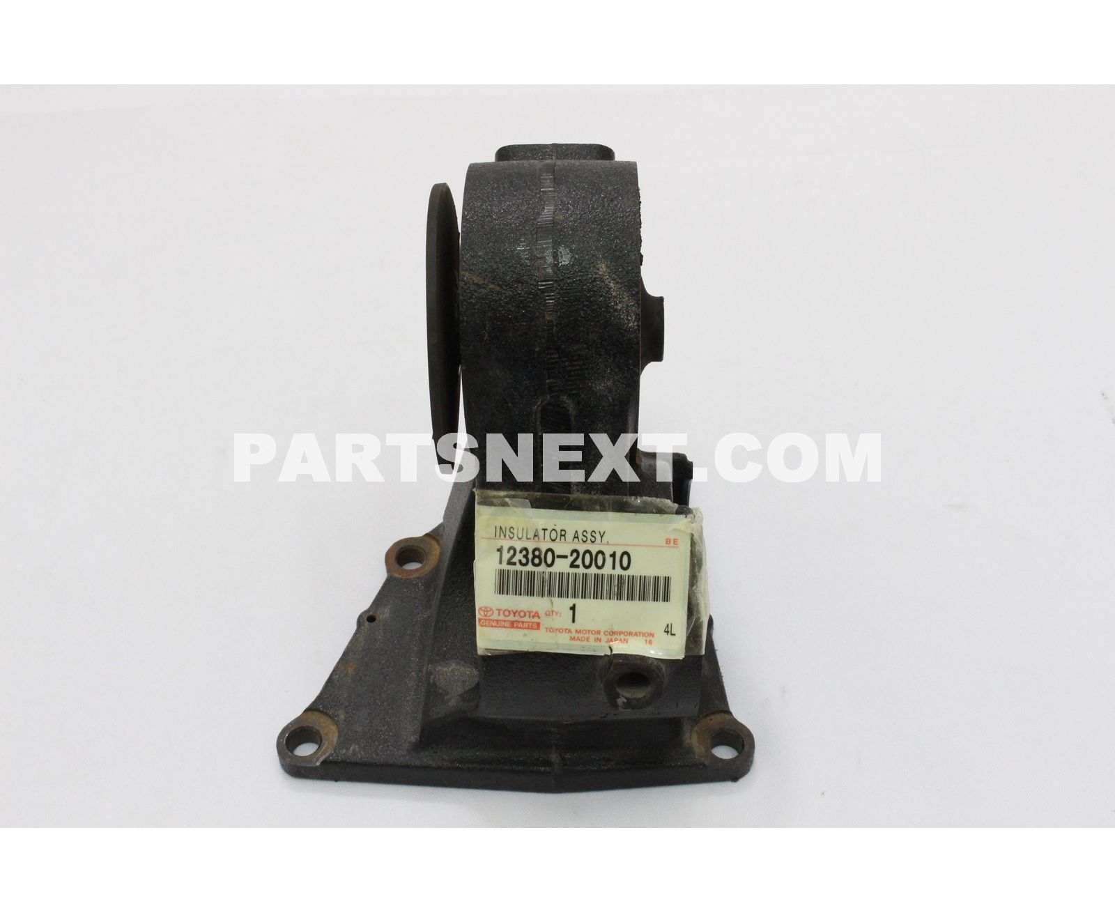 Toyota :: 12380-20010 INSULATOR ASSY, ENGINE MOUNTING, REAR