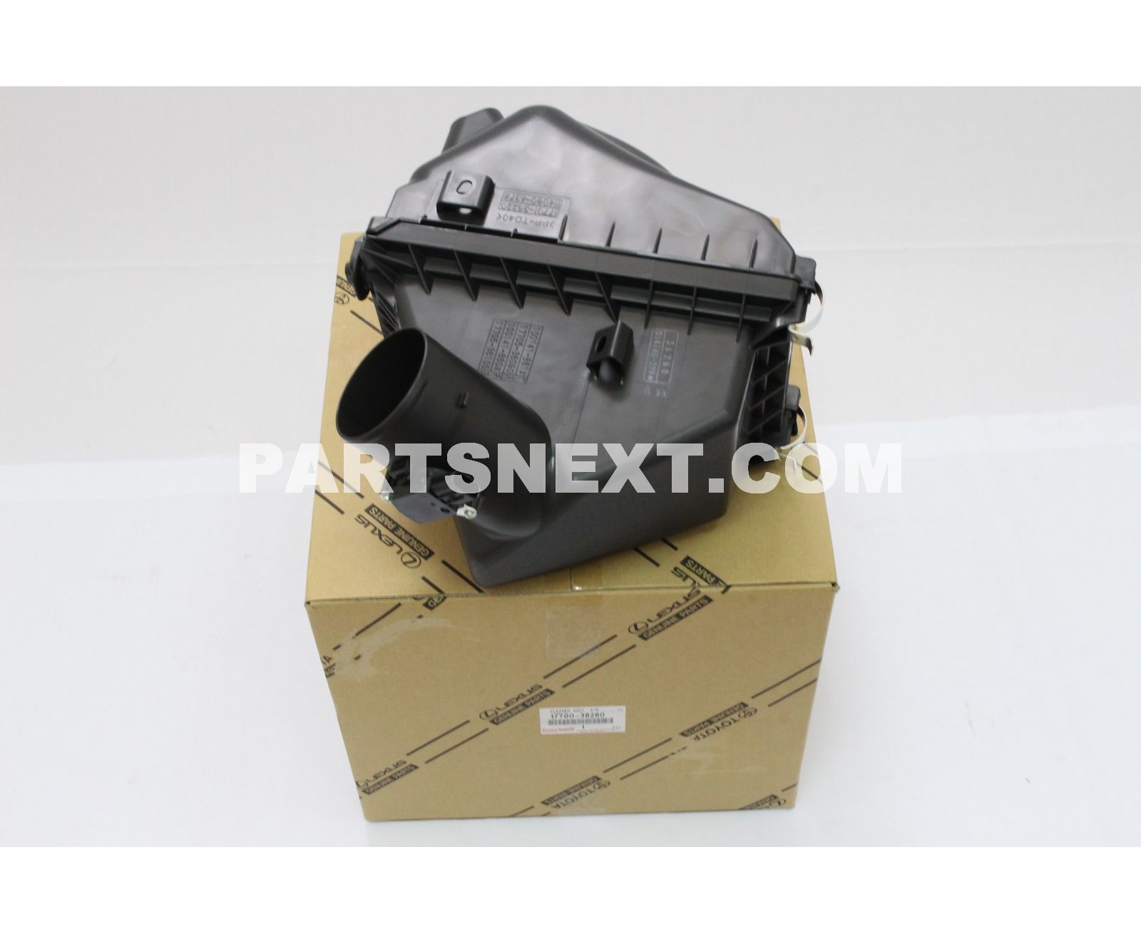 Toyota :: 17700-36260 CLEANER ASSY, AIR