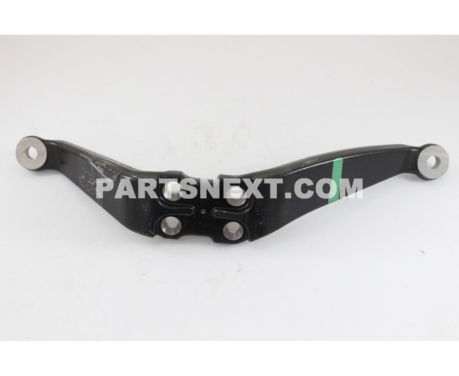 Toyota :: 45611-60070 ARM, STEERING KNUCKLE, RH