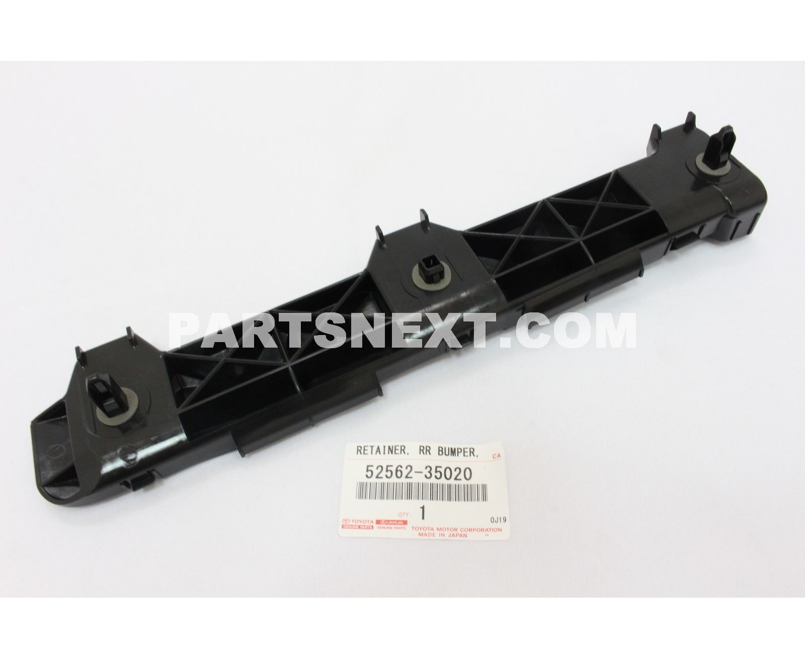 Toyota :: 52562-35020 RETAINER, REAR BUMPER, UPPER RH