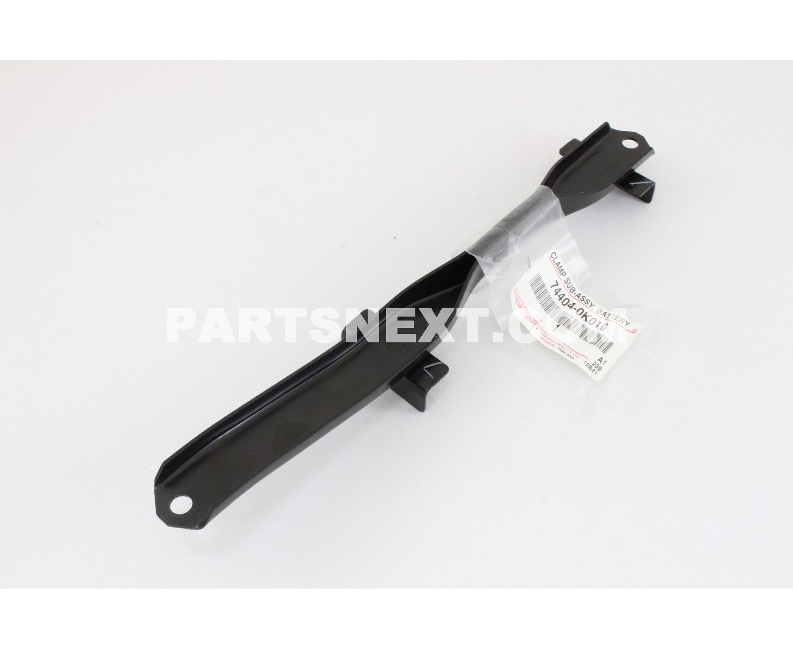 Toyota :: 74404-0K010 CLAMP SUB-ASSY, BATTERY