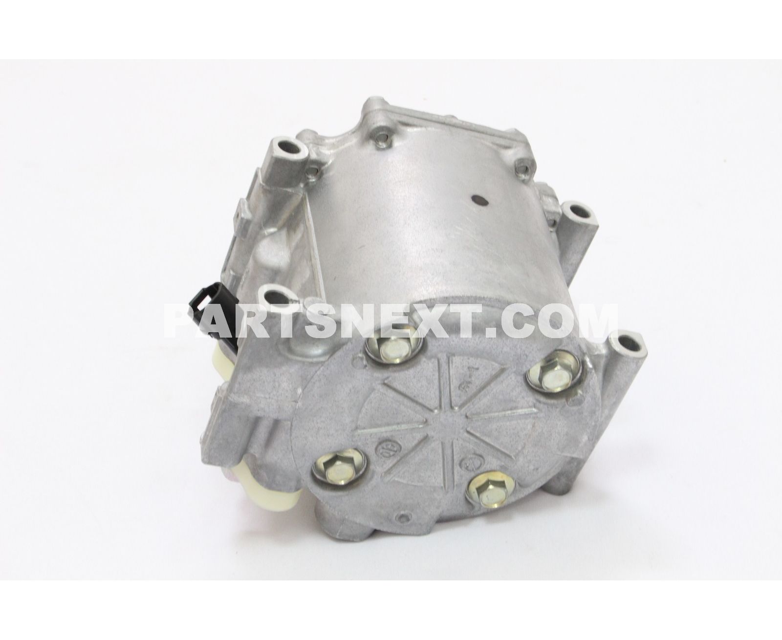 Mitsubishi :: 7813A036 COMPRESSOR ASSY,A/C