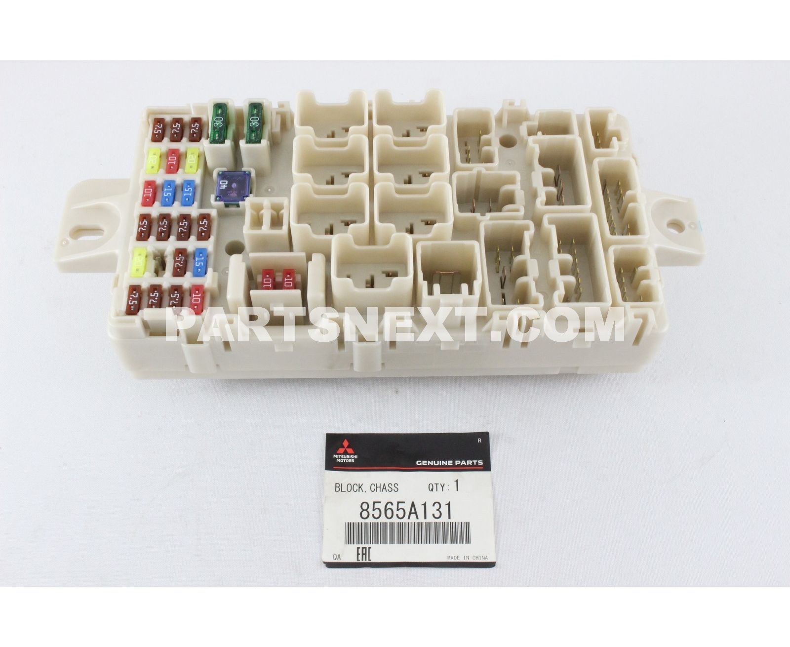 Mitsubishi :: 8565A131 BLOCK,CHASSIS HARNESS JCT