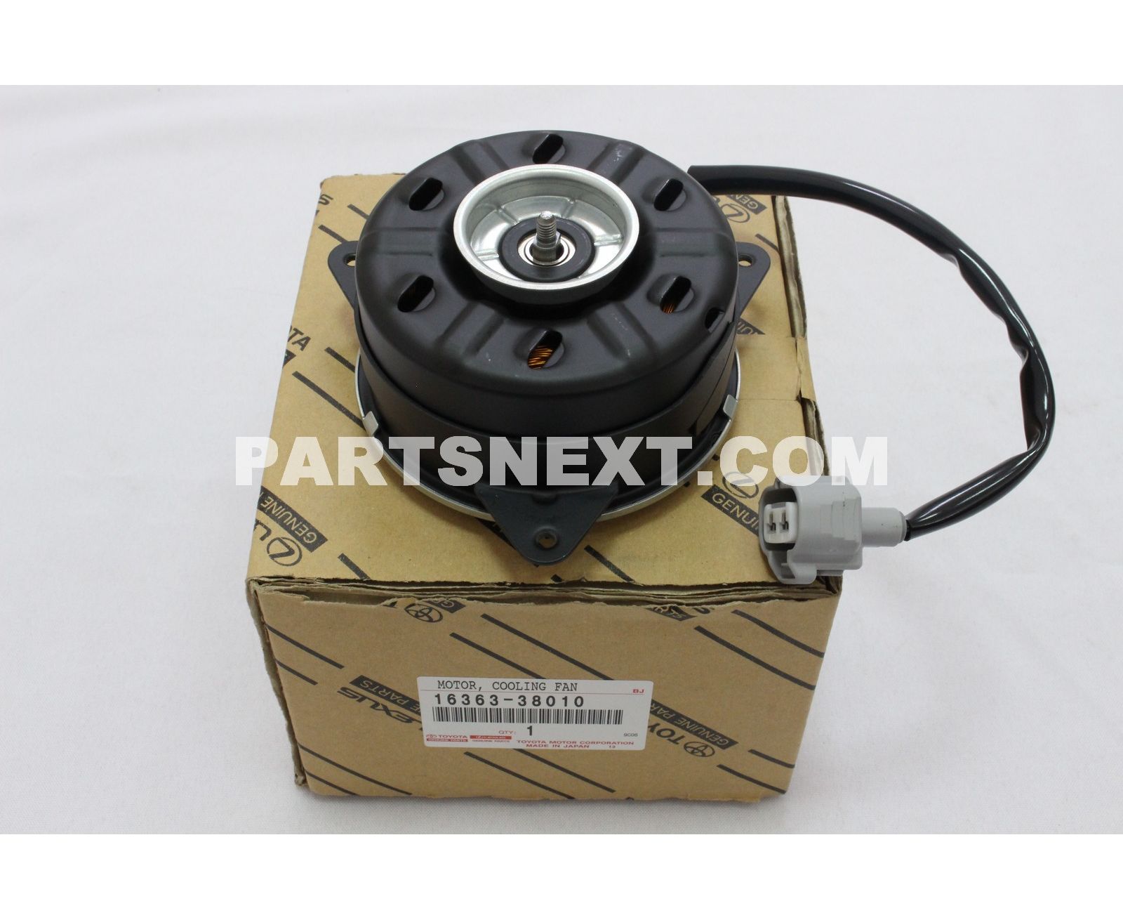 Toyota :: 16363-38010 MOTOR, COOLING FAN, NO.2