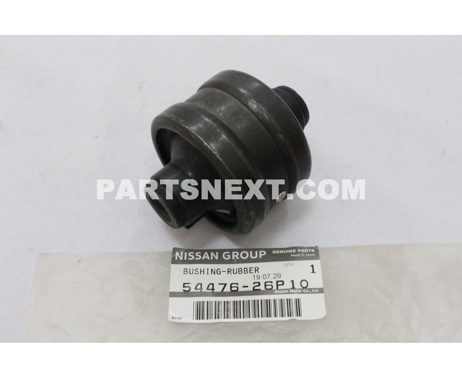 Nissan :: 54476-26P10 BUSH-MOUNTING,TENSION ROD