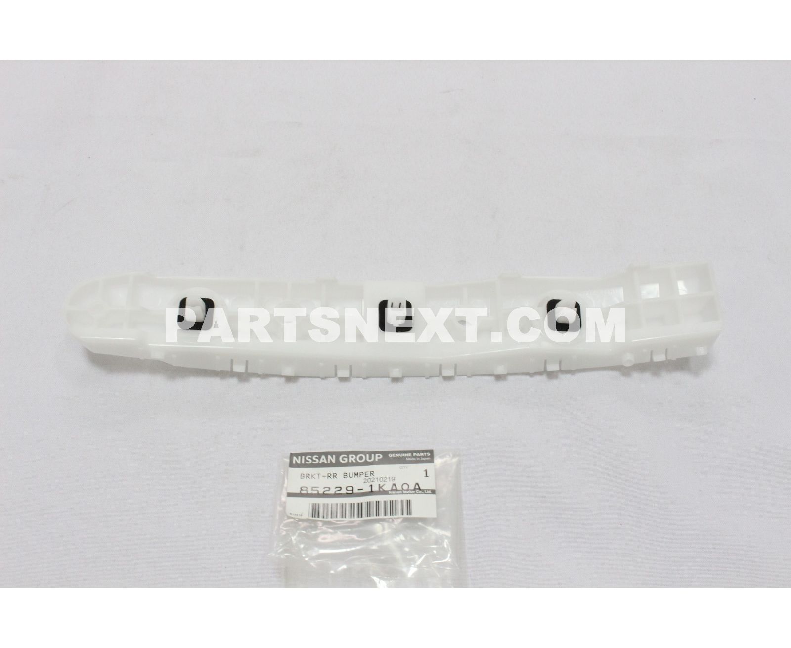 Nissan :: 85229-1KA0A BRACKET-REAR BUMPER SIDE,LH