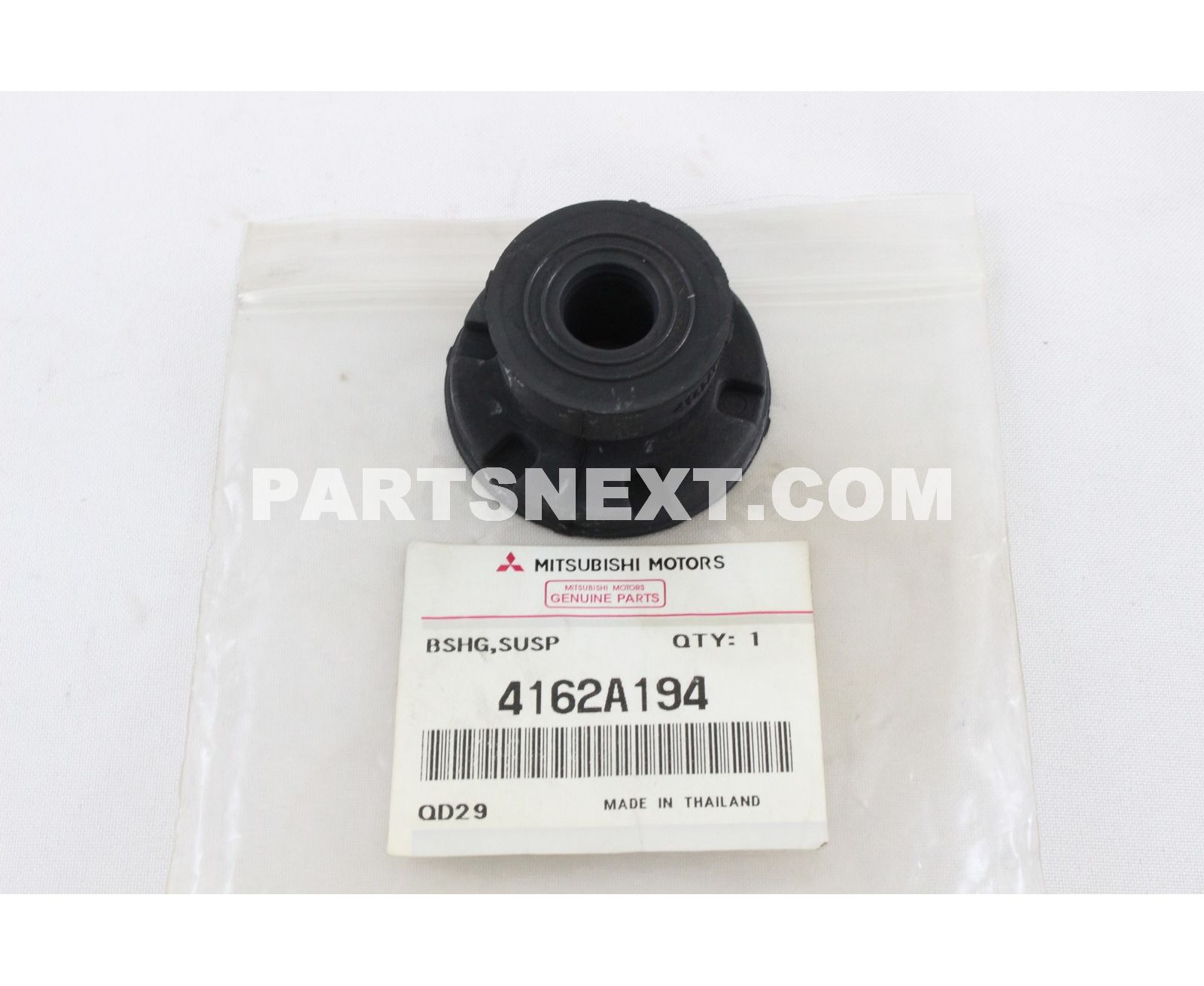 Mitsubishi :: 4162A194 BUSHING,RR SUSP COIL SPR