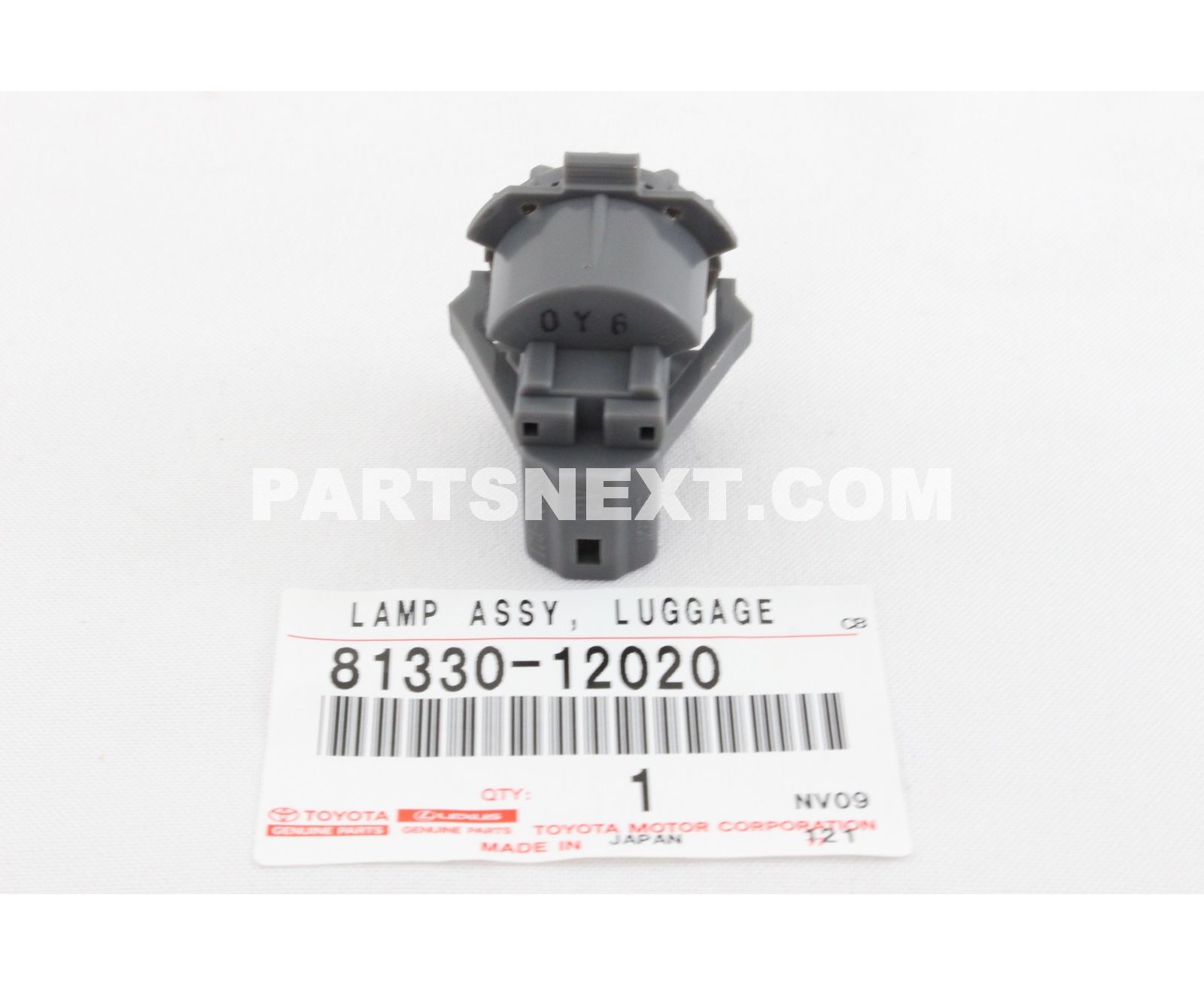 Toyota :: 81330-12020 LAMP ASSY, LUGGAGE COMPARTMENT, NO.1