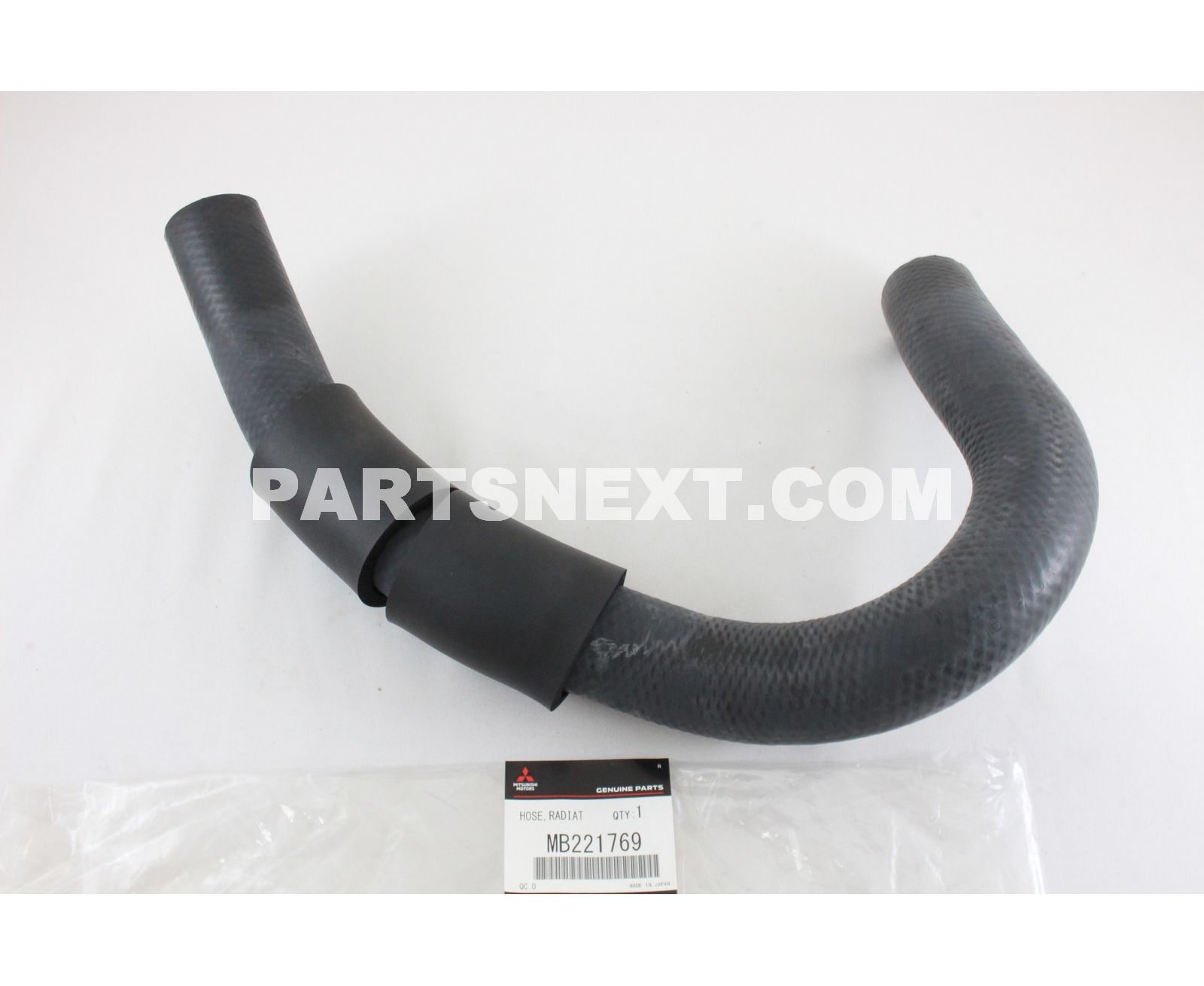 Mitsubishi :: MB221769 HOSE,RADIATOR,LWR