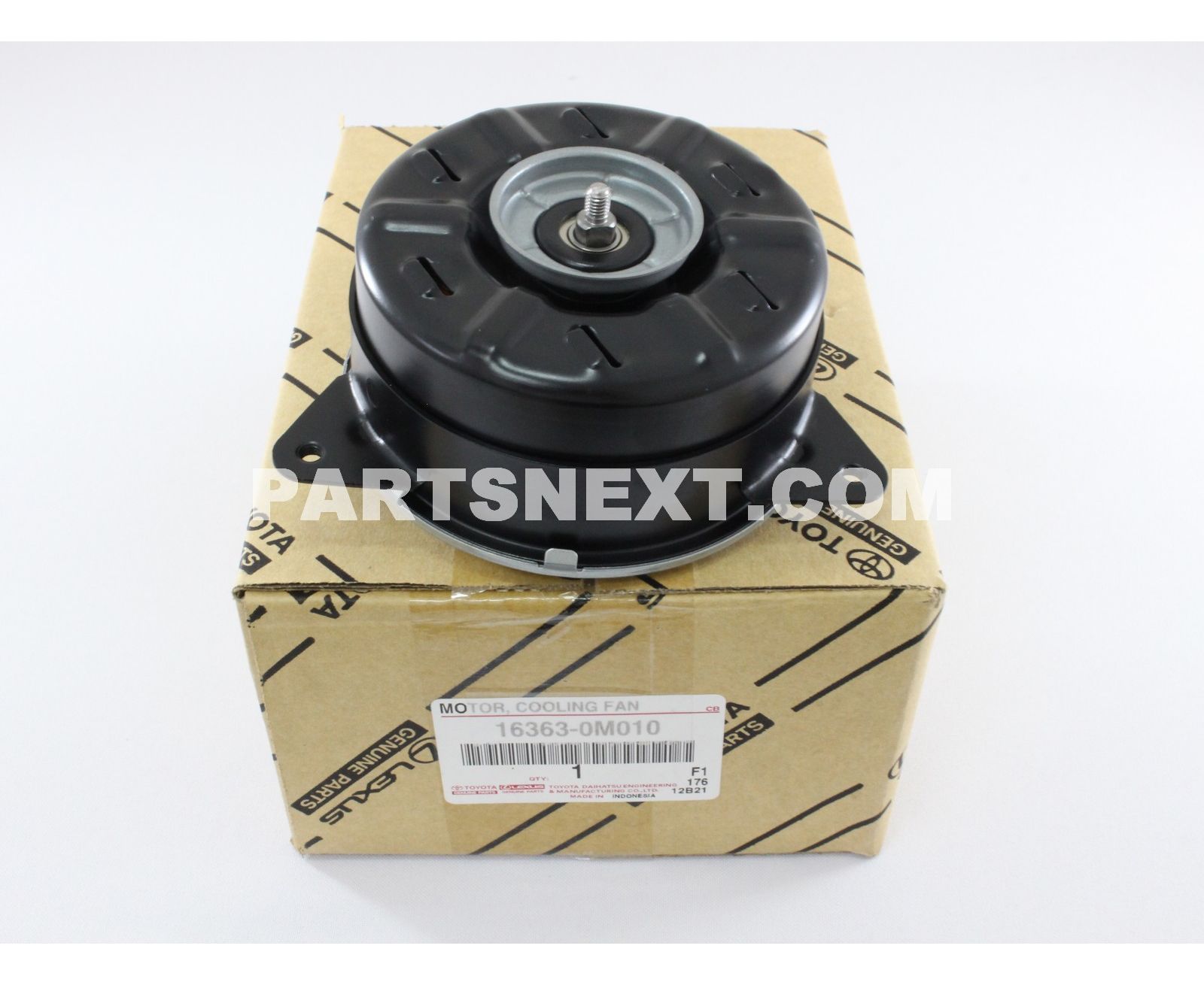 Toyota :: 16363-0M010 MOTOR, COOLING FAN