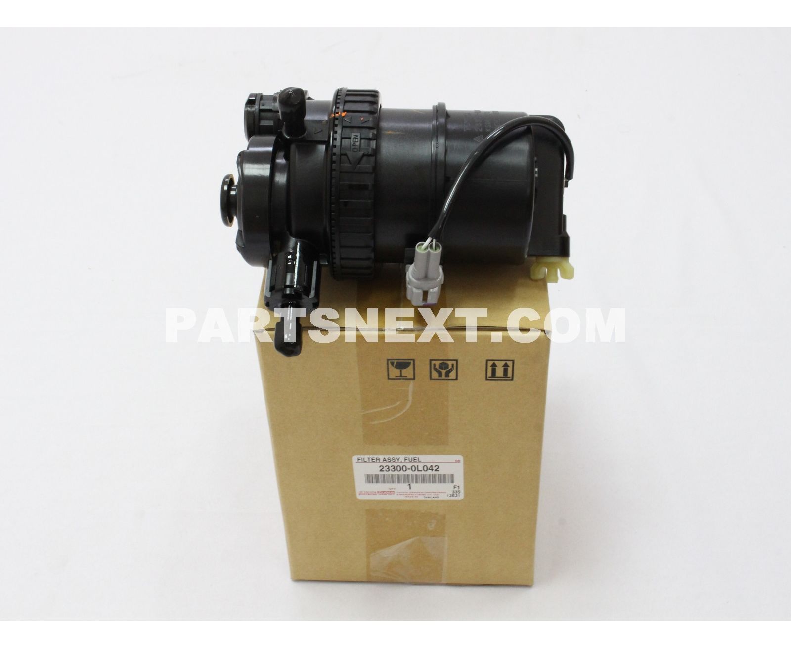 Toyota :: 23300-0L042 FILTER ASSY, FUEL