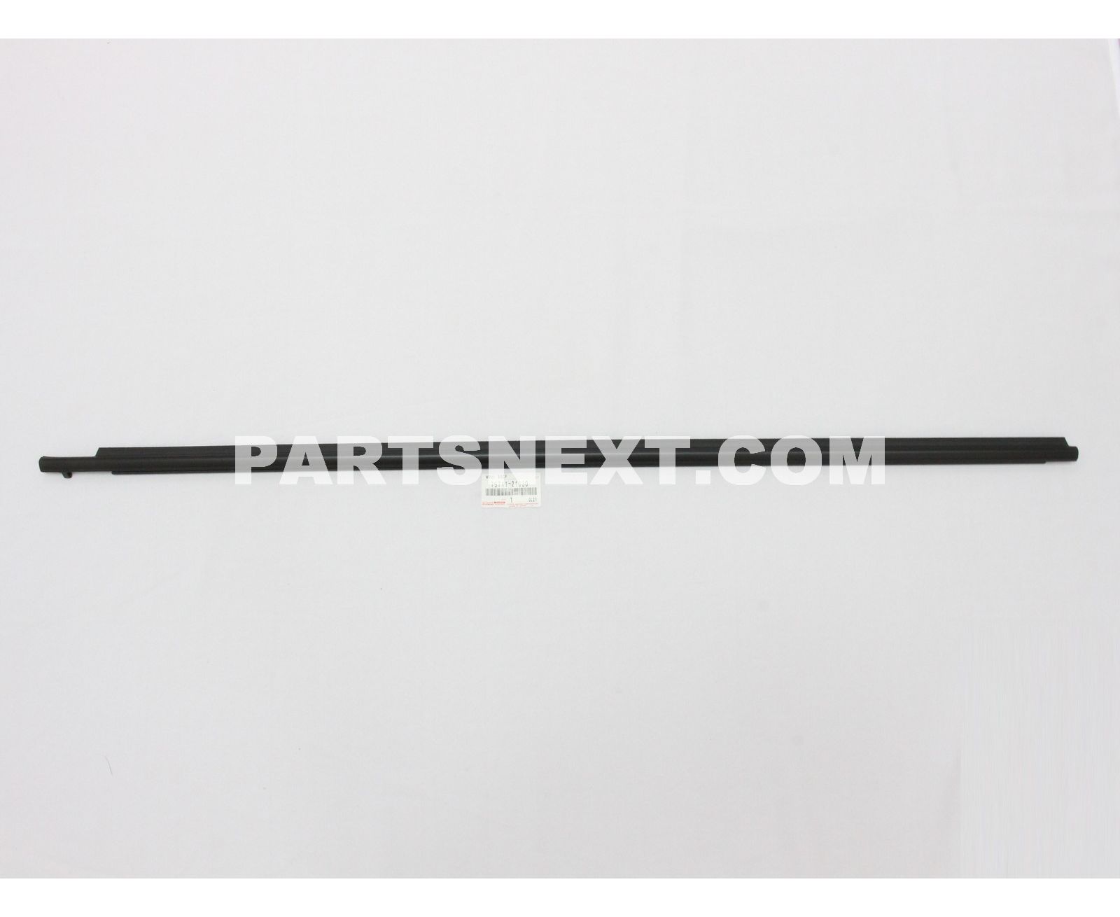 Toyota :: 75711-21030 MOULDING, FRONT DOOR BELT, RH