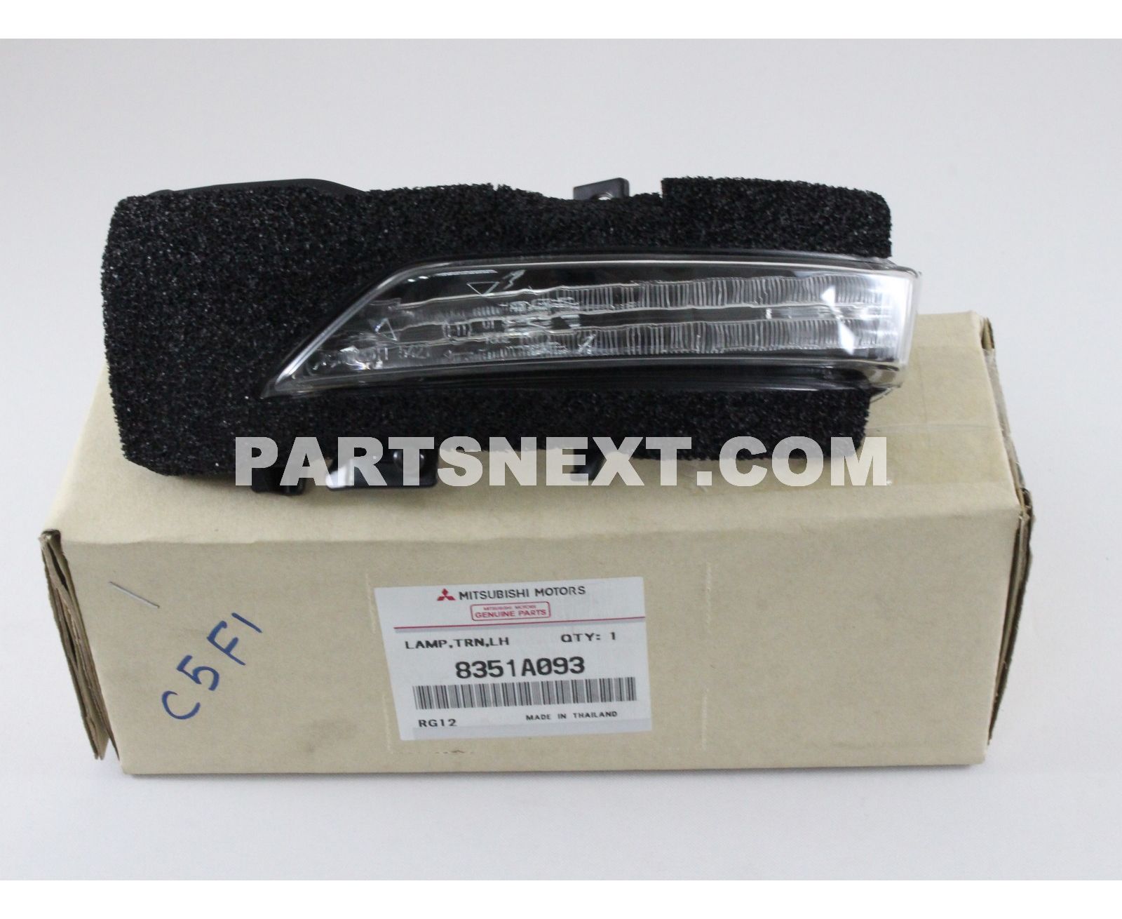 Mitsubishi :: 8351A093 LAMP ASSY,SIDE T/SIG