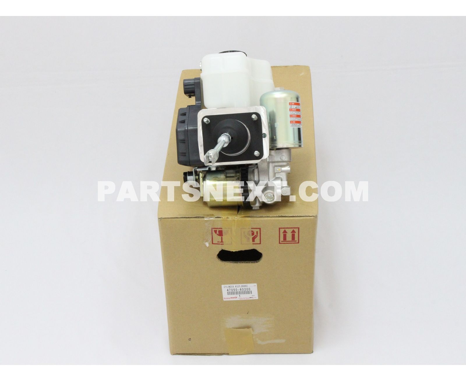 Toyota :: 47050-60200 BRAKE BOOSTER ASSY, W/MASTER CYLINDER