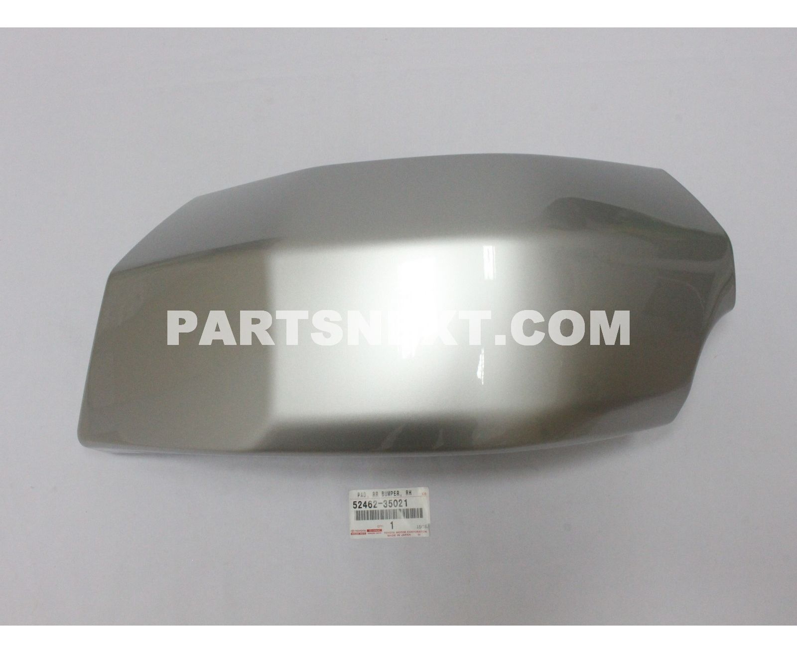 Toyota :: 52462-35021 PAD, REAR BUMPER, RH