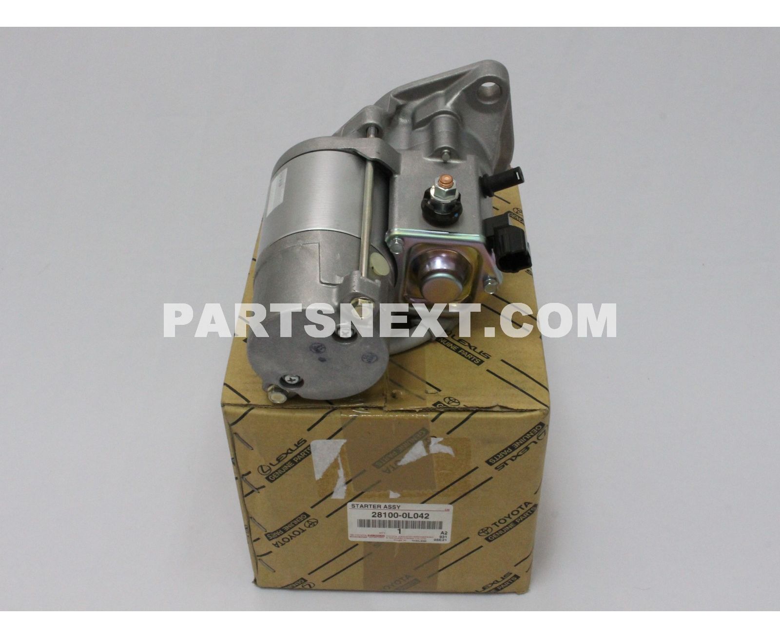 Toyota :: 28100-0L042 STARTER ASSY