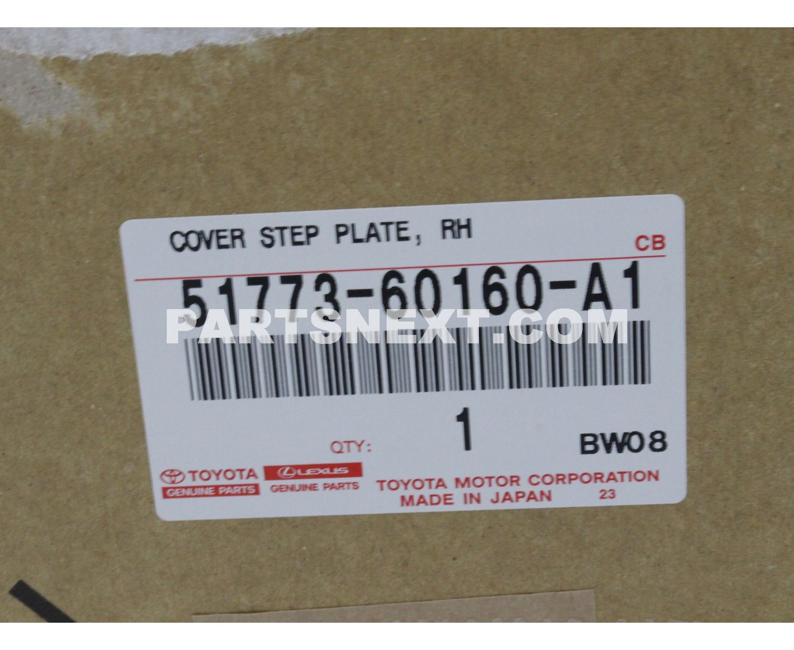 Toyota :: 51773-60160-A1 COVER, STEP PLATE, RH