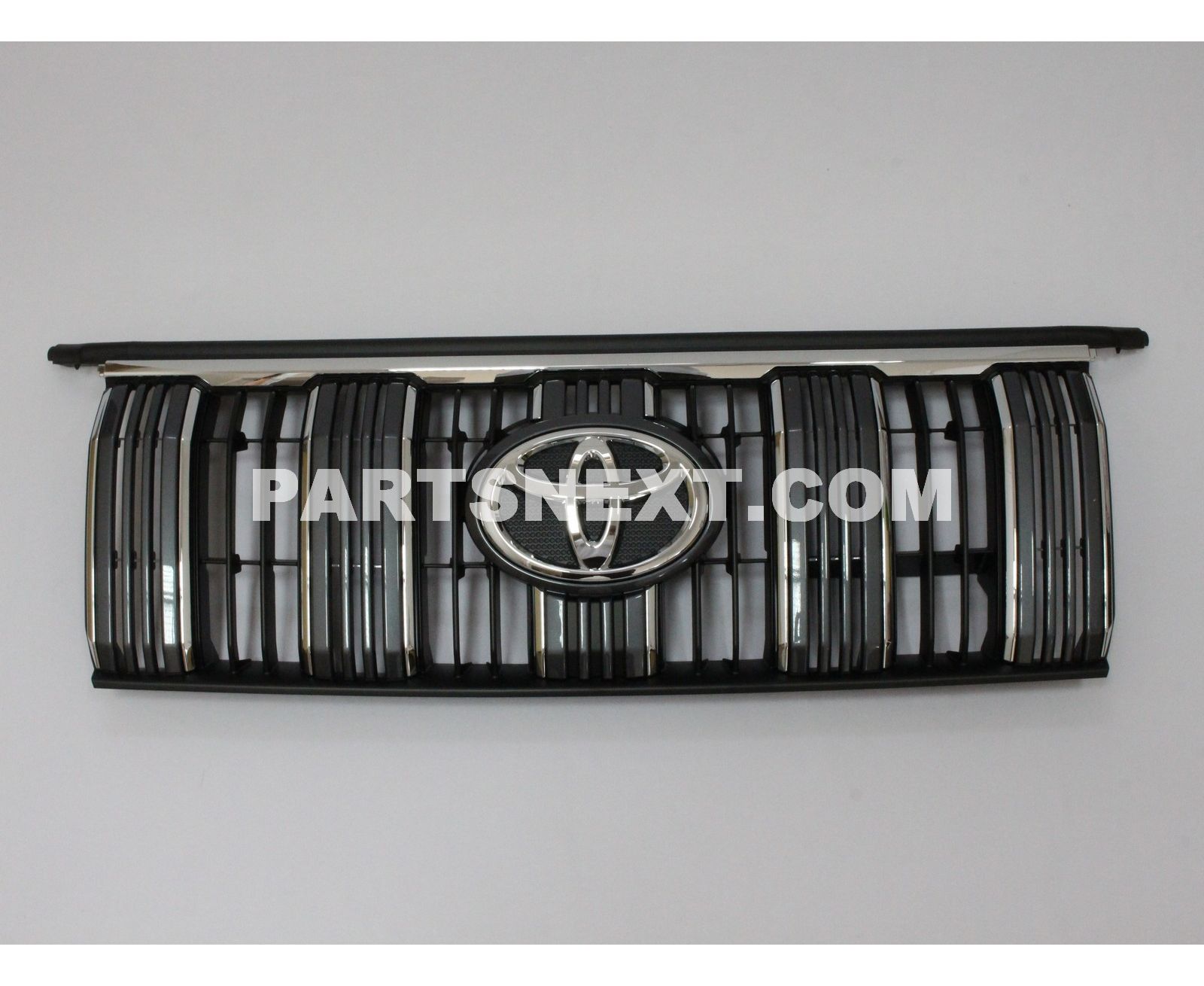 Toyota :: 53101-60F10 GRILLE SUB-ASSY