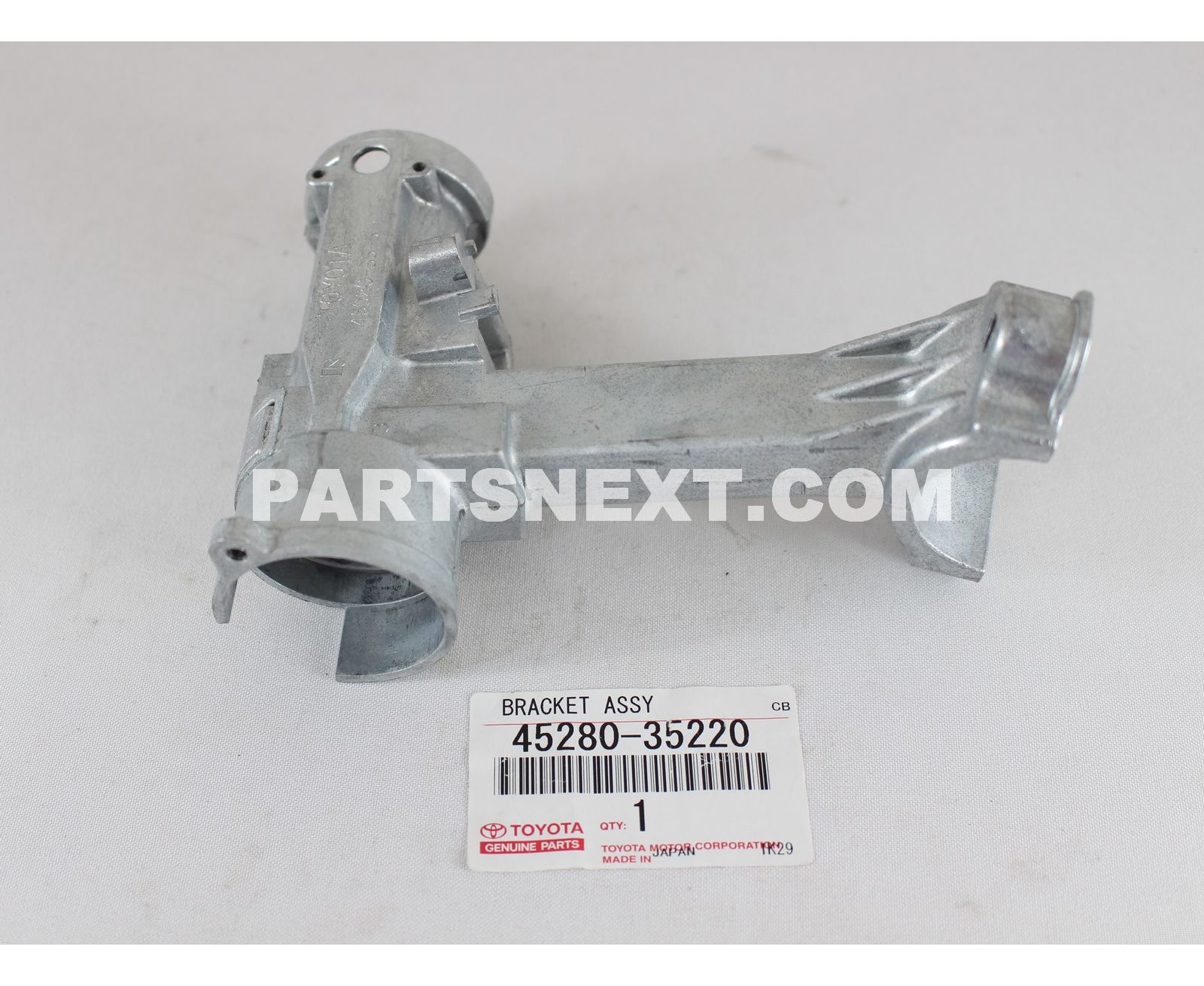 Toyota :: 45280-35220 BRACKET, STEERING COLUMN, UPPER