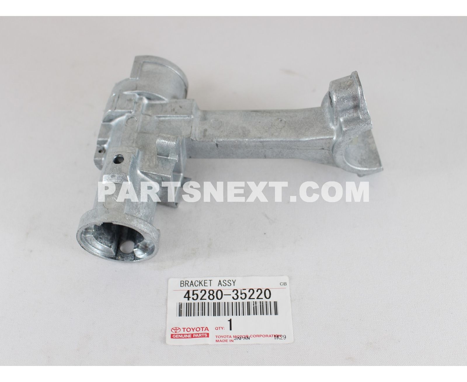 Toyota :: 45280-35220 BRACKET, STEERING COLUMN, UPPER