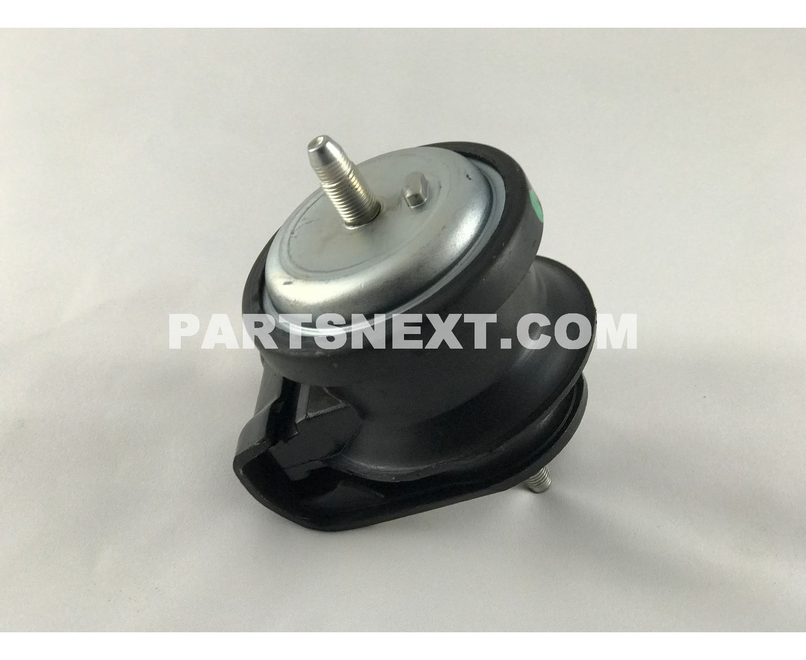 Nissan :: 11220-AR200 INSULATOR