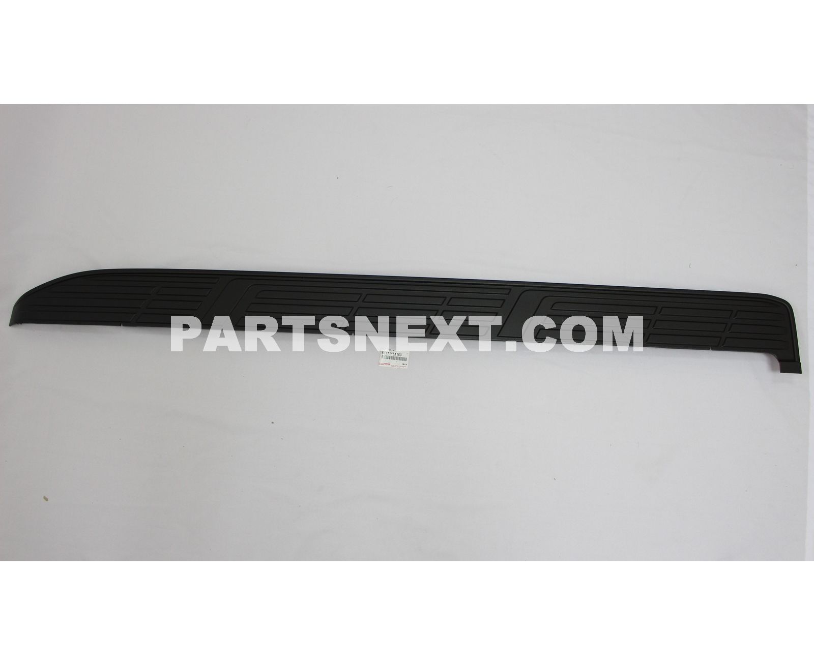 Toyota :: 51771-6A160 PLATE, STEP, RH