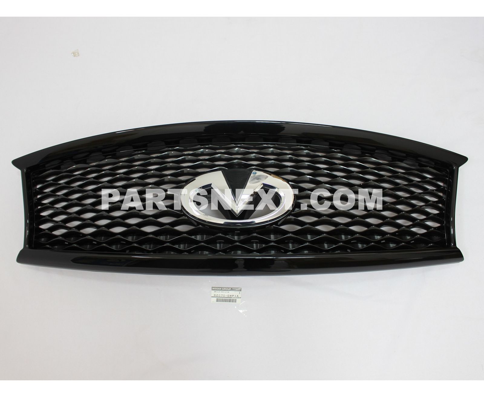 Nissan :: 62070-6WP1A GRILLE-RADIATOR