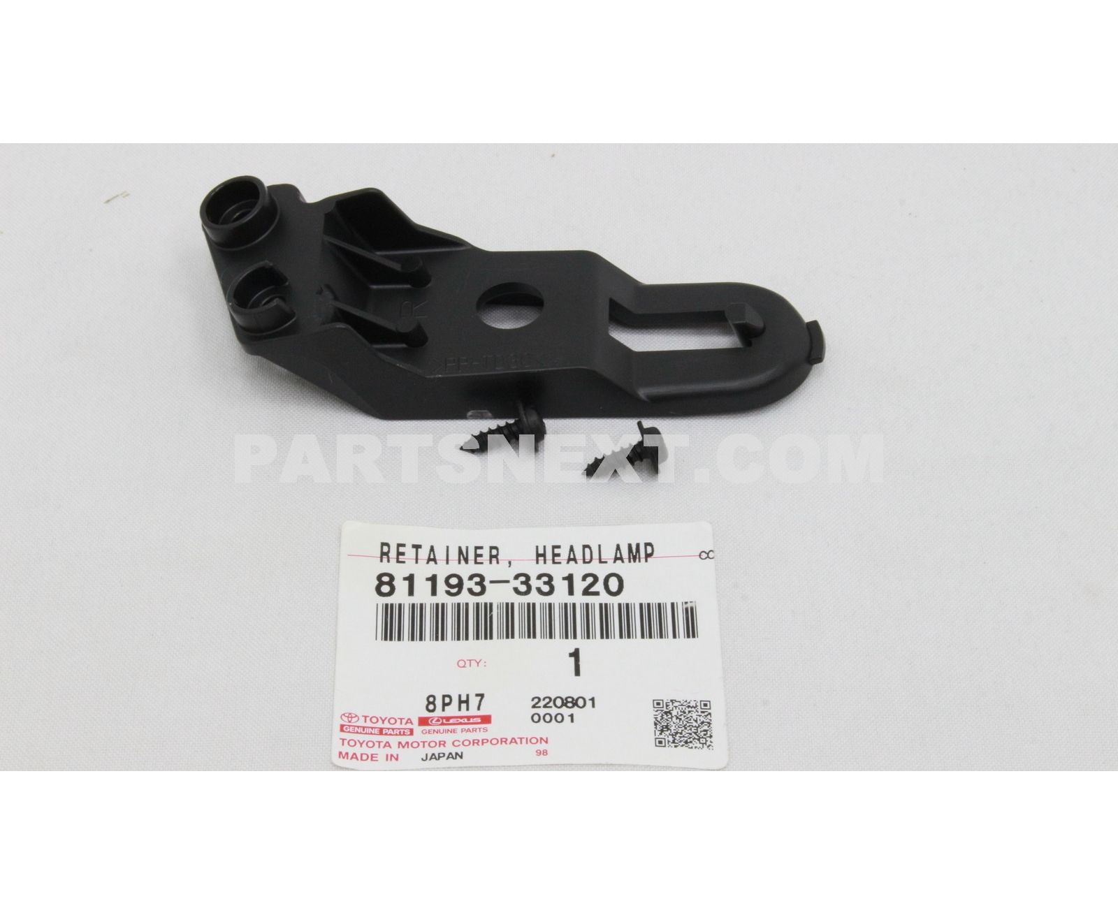 Toyota :: 81193-33120 RETAINER HEADLAMP