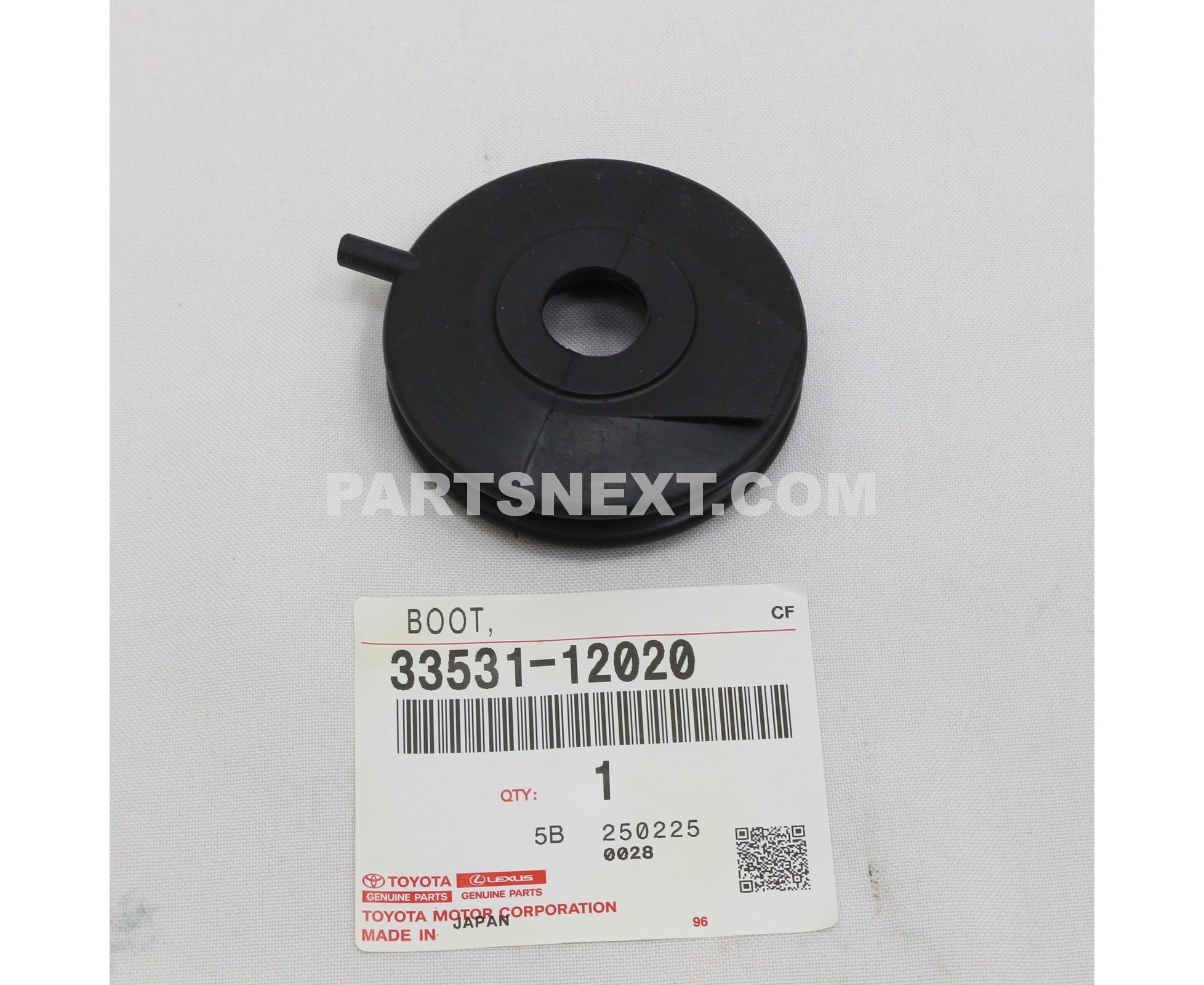 Toyota :: 33531-12020 BOOT, DUST (FOR SHIFT & SELECT LEVER SHAFT)