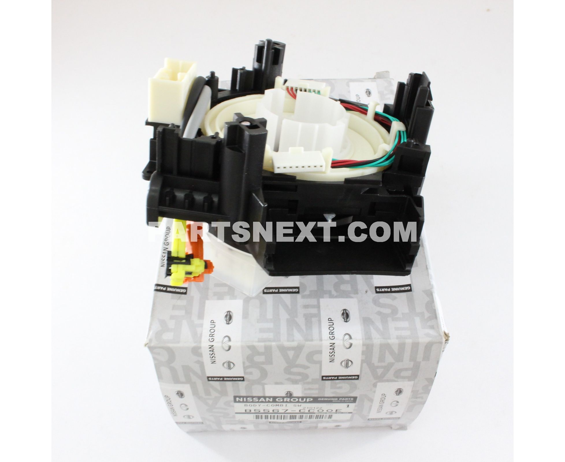 Nissan :: B5567-CC00E BODY-COMBI SW