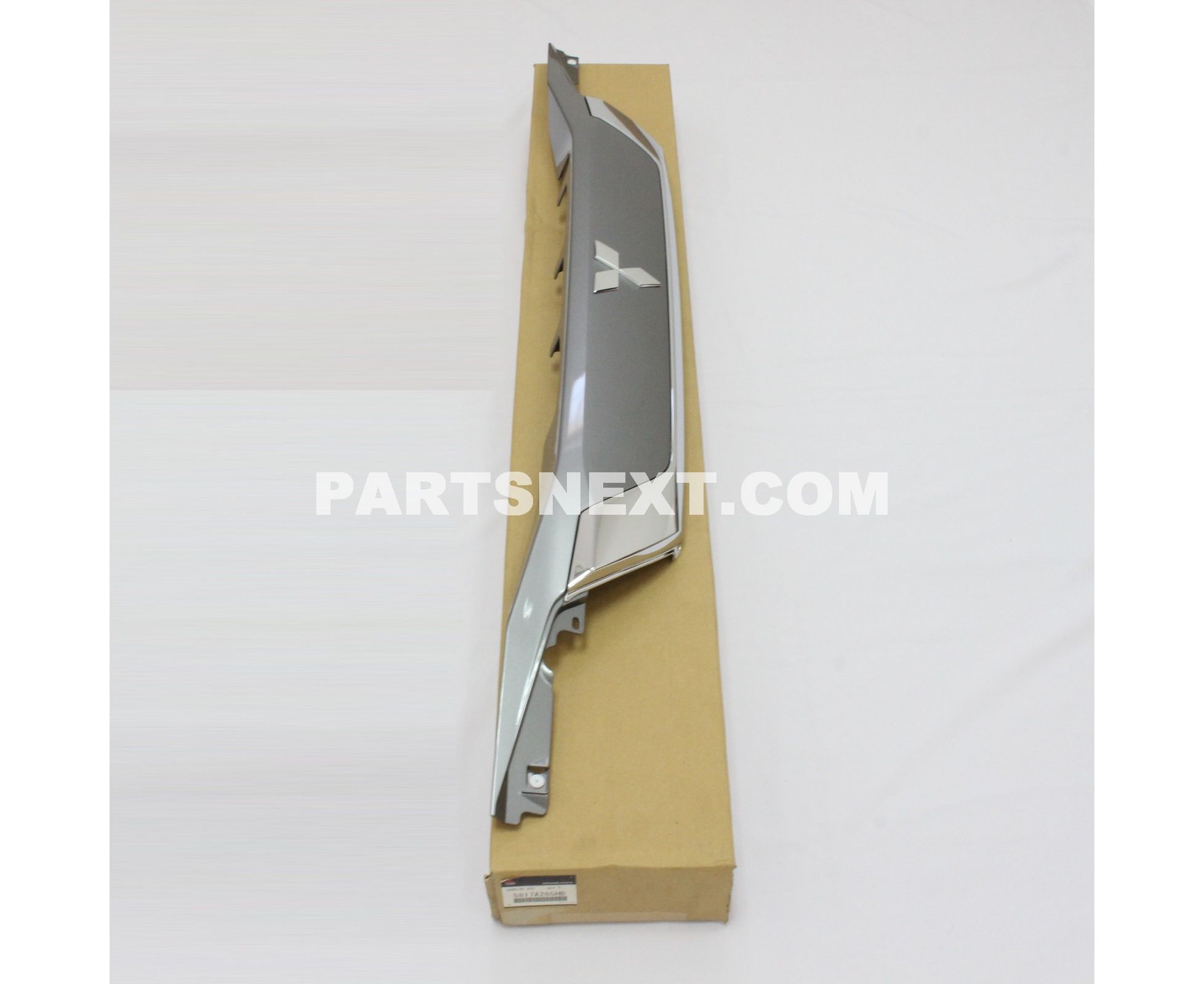 Mitsubishi :: 5817A265HB GARNISH,TAILGATE