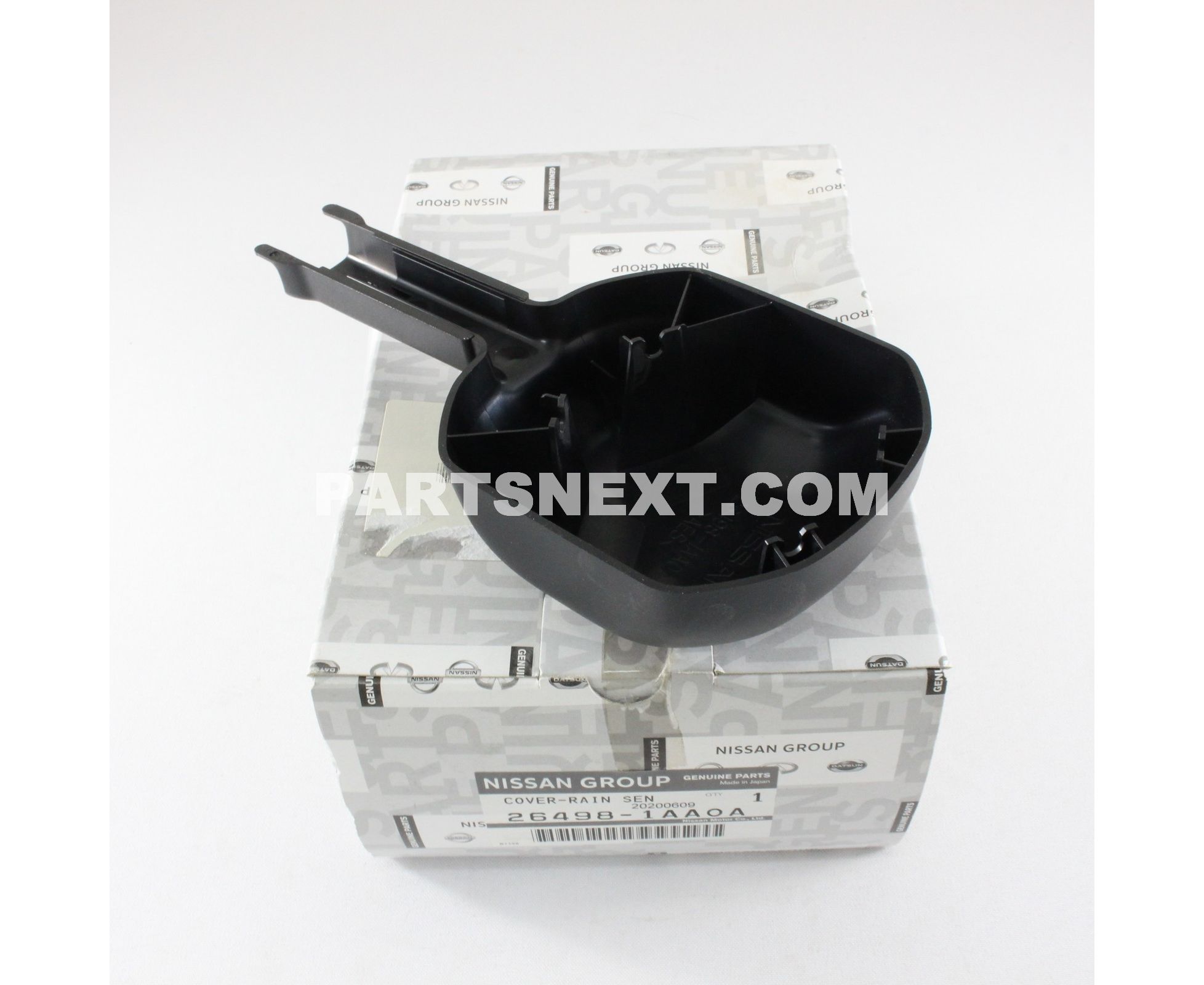 Nissan :: 26498-1AA0A COVER-RAIN SENSOR