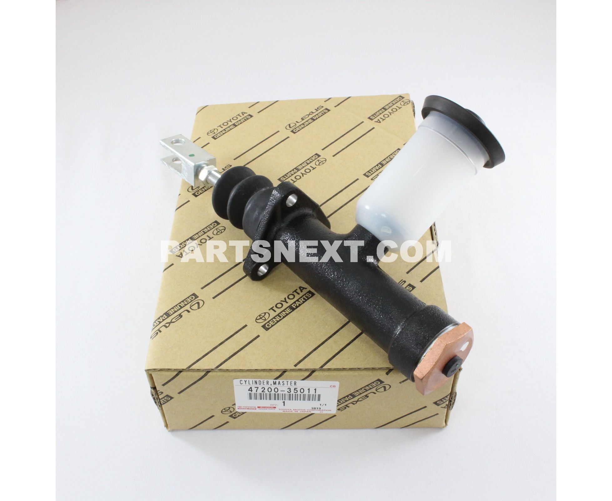 Toyota :: 47200-35011 CYLINDER ASSY, MASTER, W/O BOOSTER