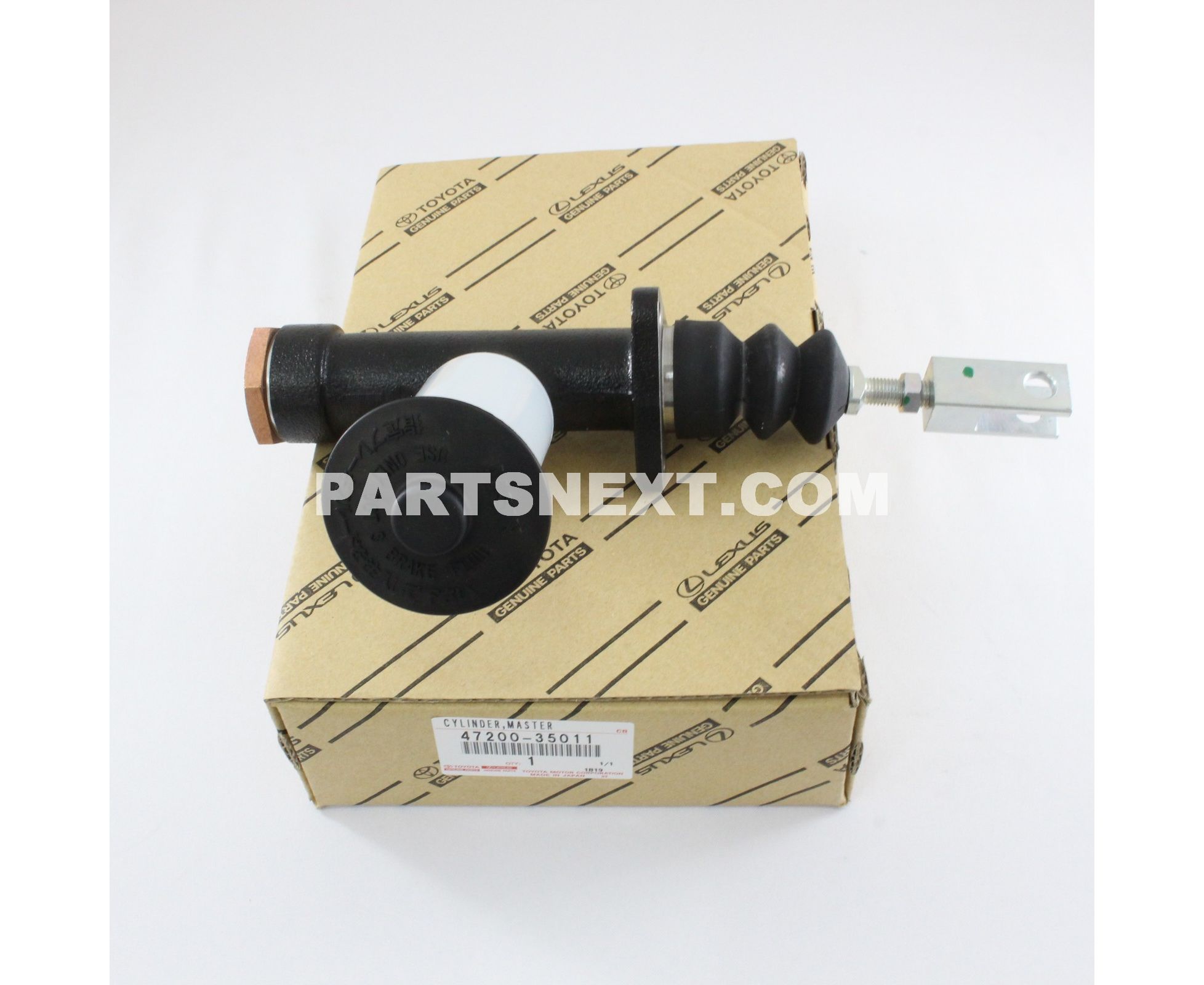 Toyota :: 47200-35011 CYLINDER ASSY, MASTER, W/O BOOSTER