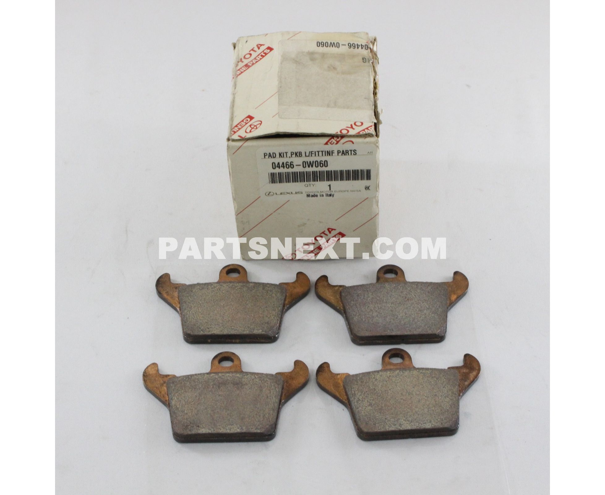 Toyota :: 04466-0W060 PAD KIT, PARKING BRAKE