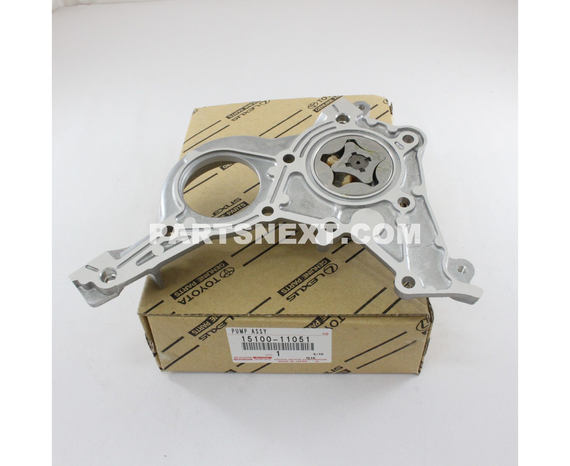 Toyota :: 15100-11051 PUMP ASSY, OIL