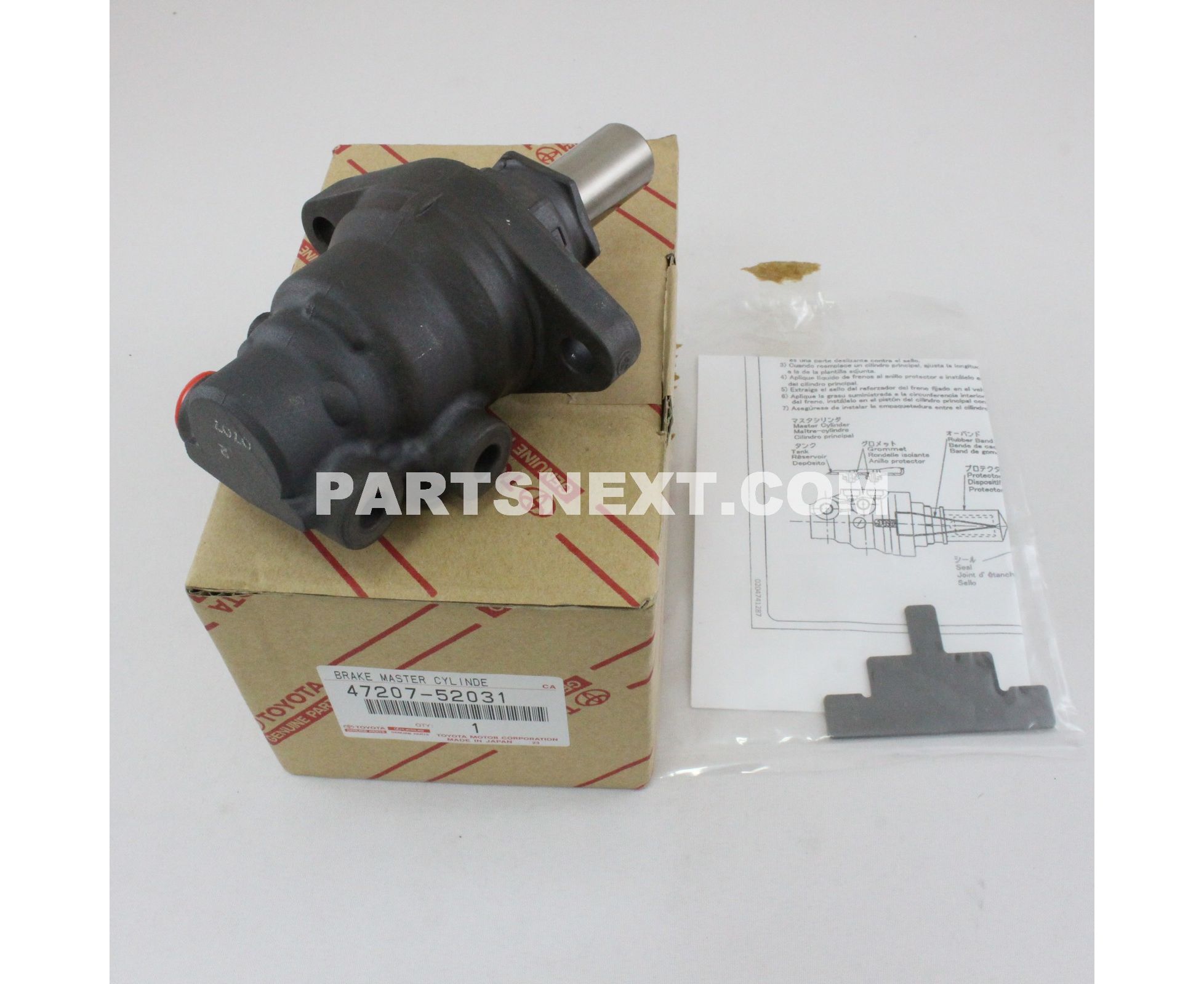 Toyota :: 47207-52031 CYLINDER SUB-ASSY, BRAKE MASTER LESS RESERVOIR TANK