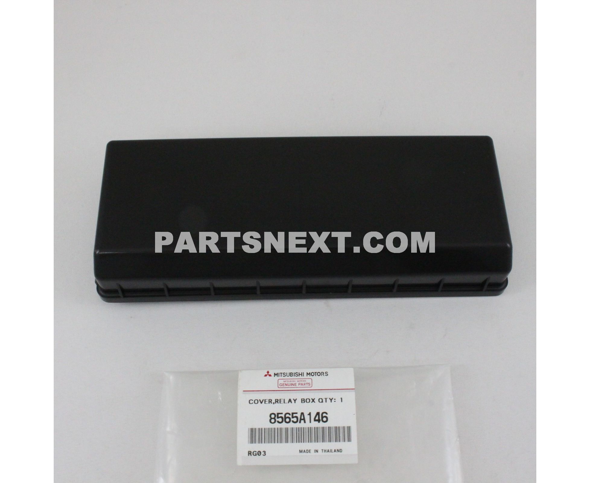 Mitsubishi :: 8565A146 COVER,RELAY BOX