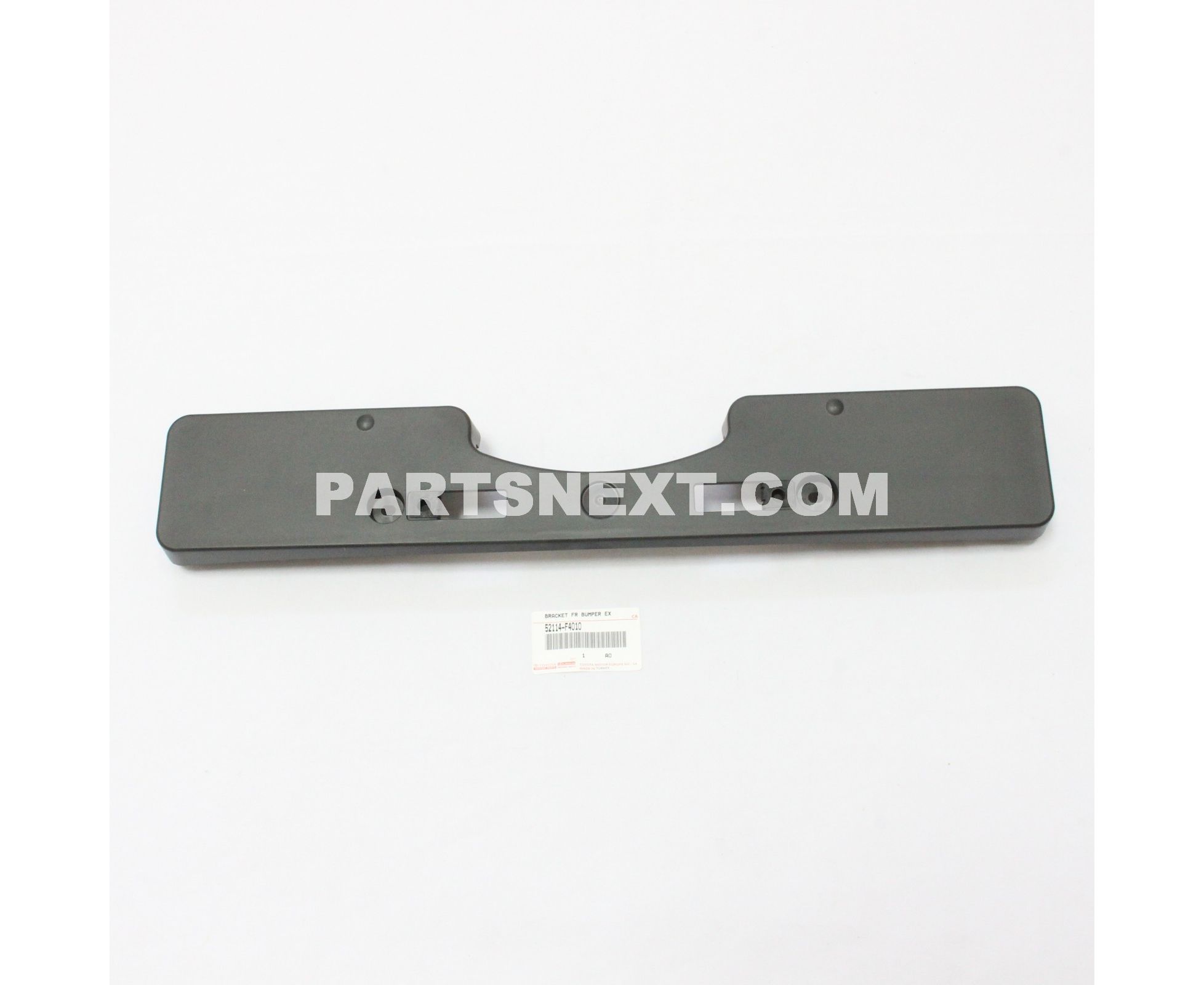 Toyota :: 52114-F4010 BRACKET, FR BUMPER