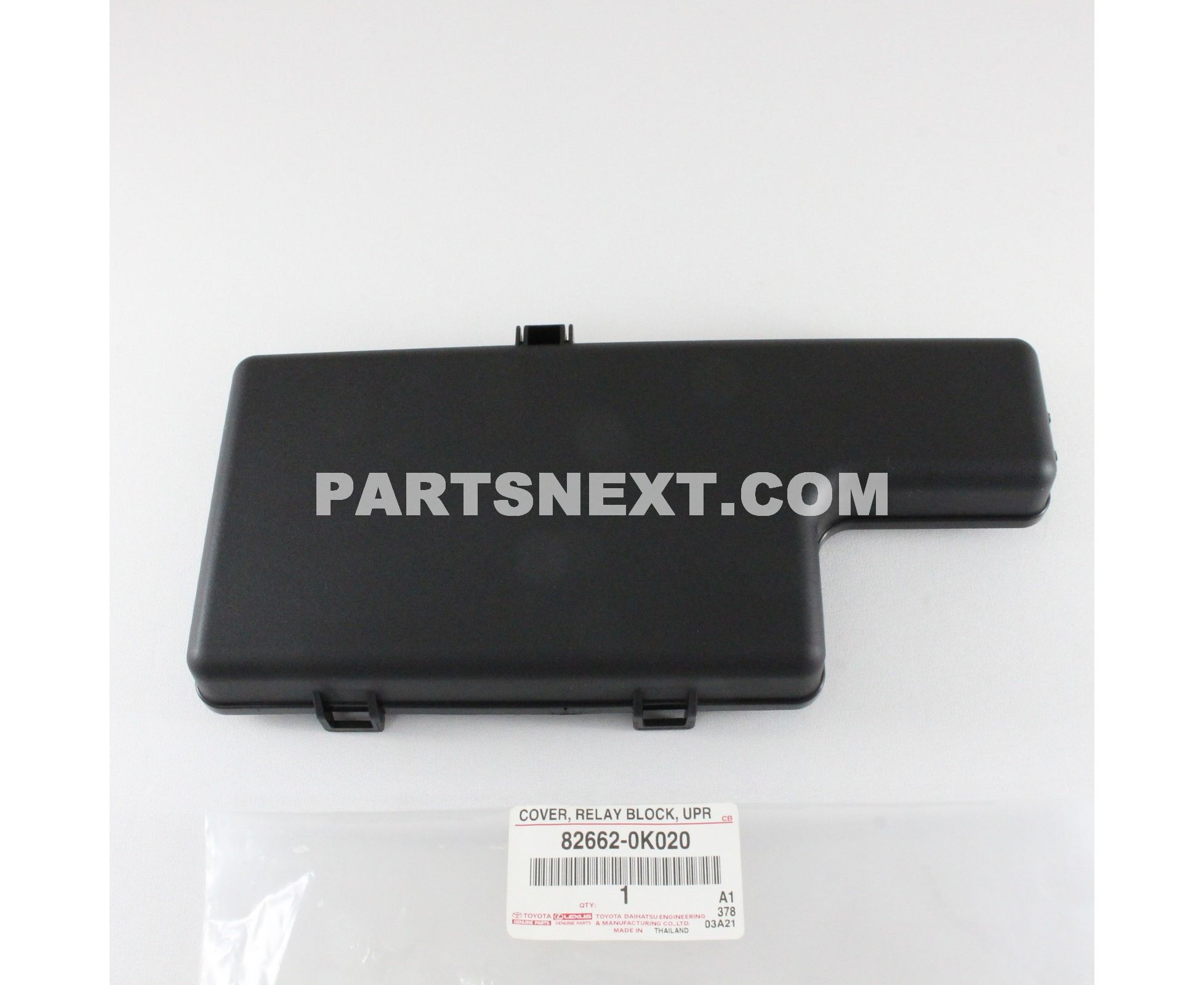 Toyota :: 82662-0K020 COVER, RELAY BLOCK, UPPER, NO.1