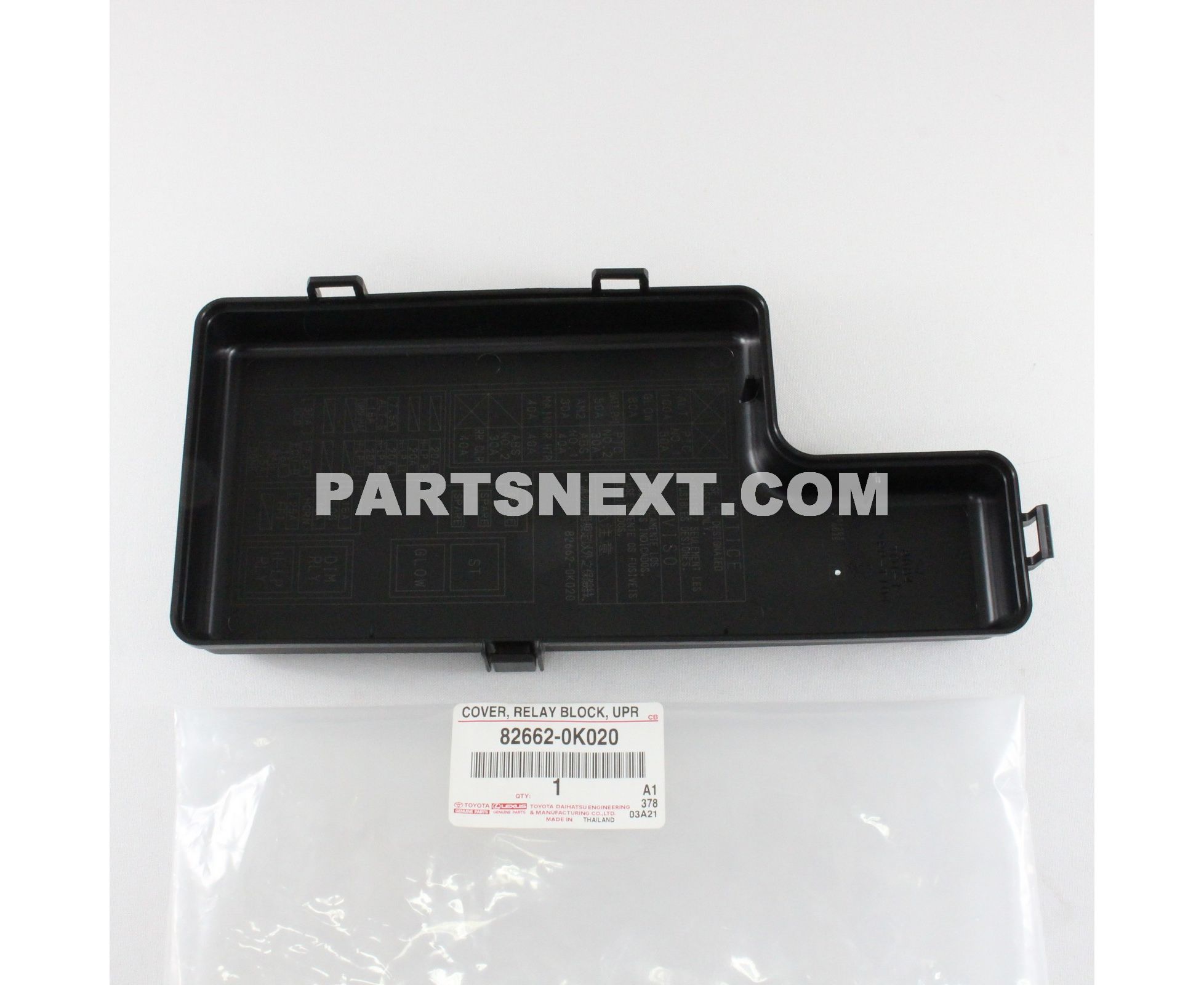 Toyota :: 82662-0K020 COVER, RELAY BLOCK, UPPER, NO.1