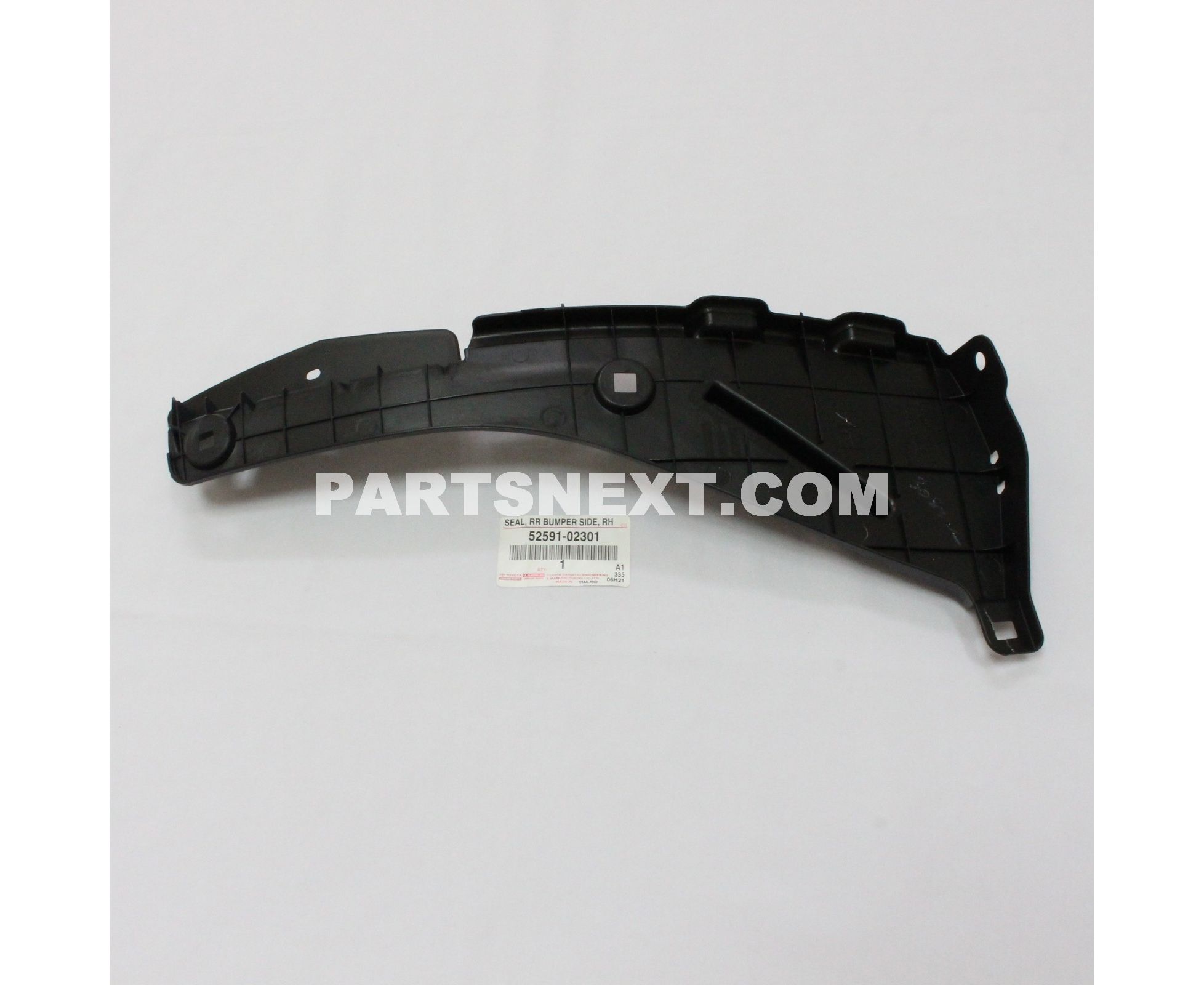 Toyota :: 52591-02301 SEAL RR BUMPER SIDE