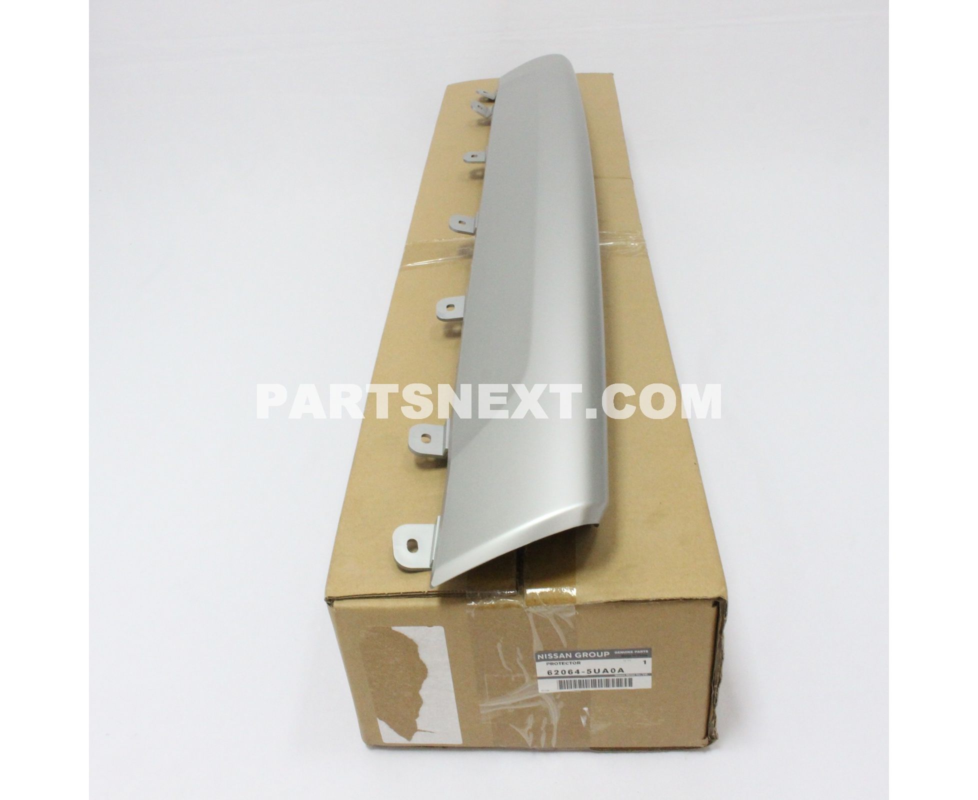 Nissan :: 62064-5UA0A PROTECTOR - FRONT BUMPER