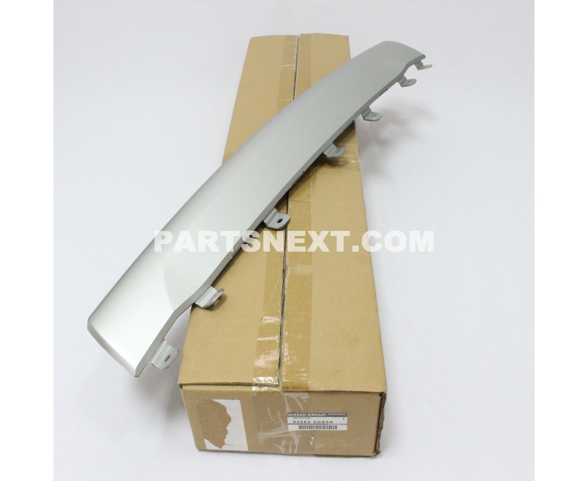 Nissan :: 62064-5UA0A PROTECTOR - FRONT BUMPER