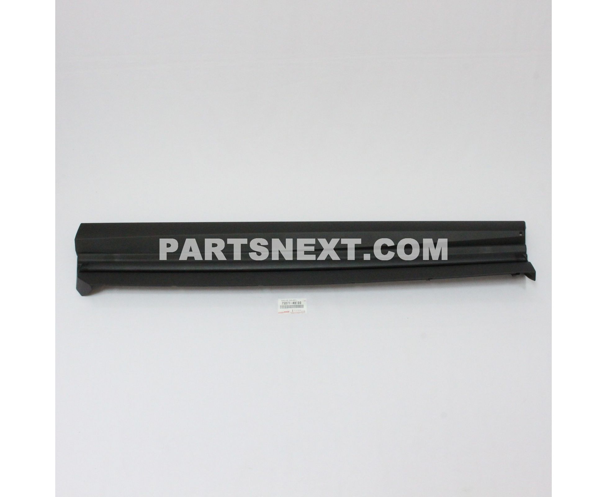 Toyota :: 75071-48100 MOULDING SUB-ASSY