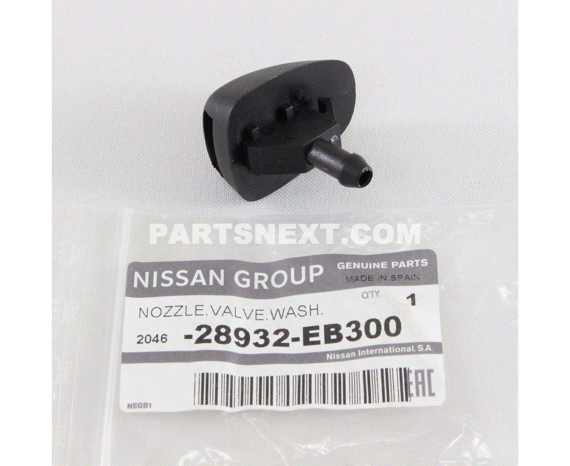 Nissan :: 28932-EB300 NOZZLE WASHER