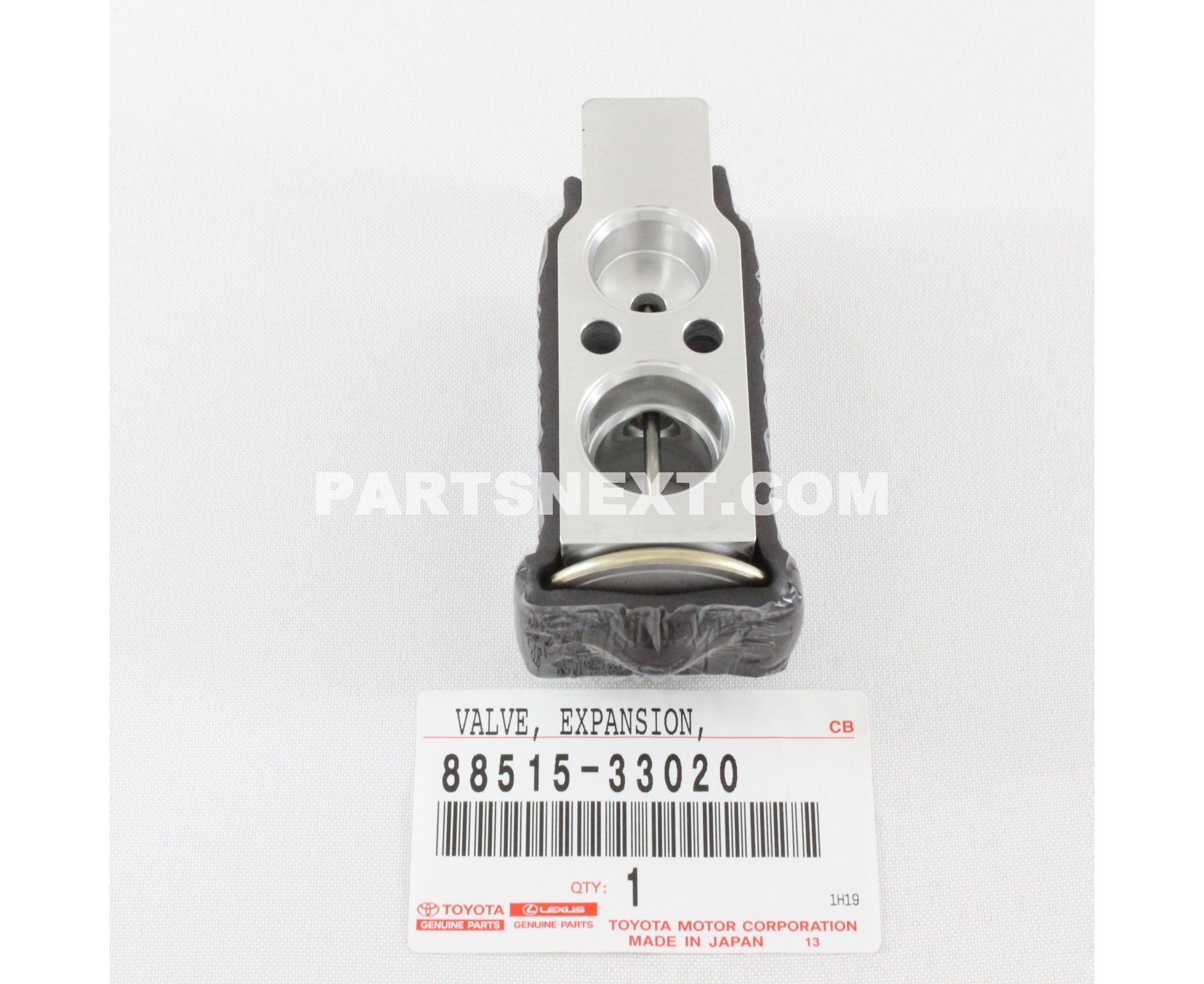 Toyota :: 88515-33020 VALVE, COOLER EXPANSION