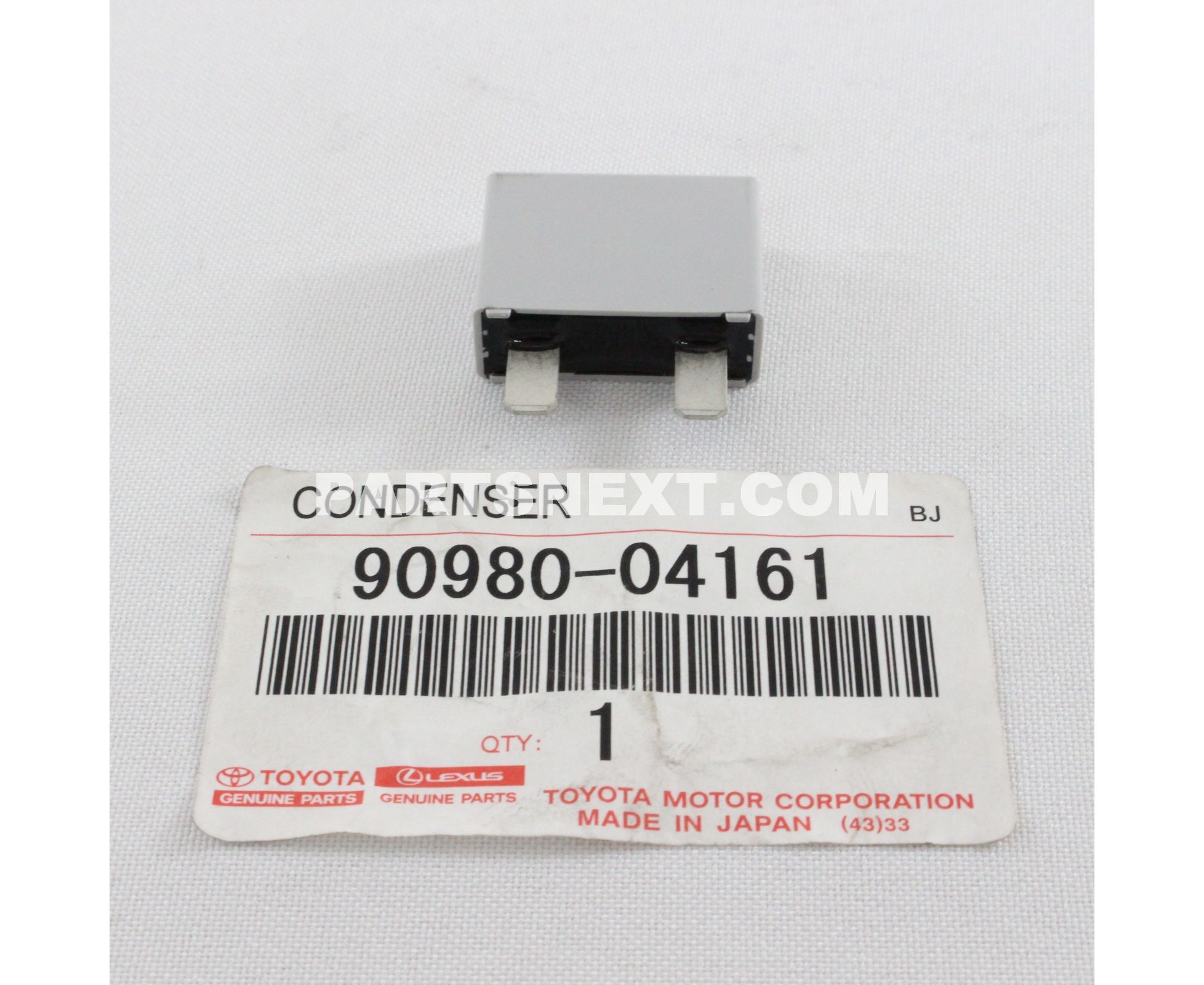 Toyota :: 90980-04161 CONDENSER